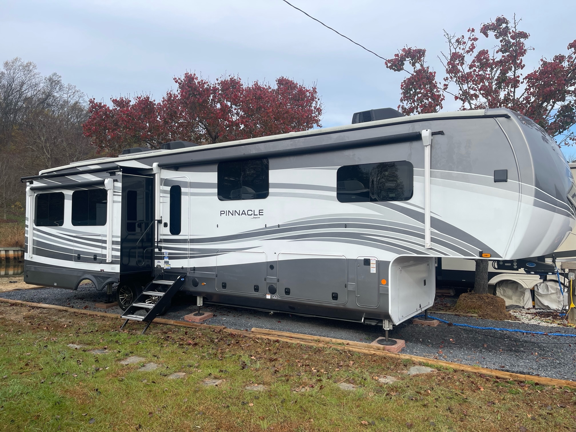 Jayco Pinnacle 37MDQS Fifth Wheel Campers For Sale - RV Trader