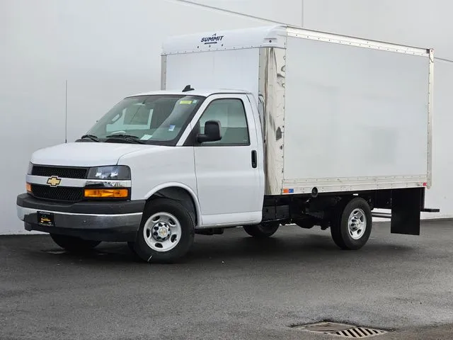 Chevrolet Cutaway-Cube Van For Sale - Commercial Truck Trader