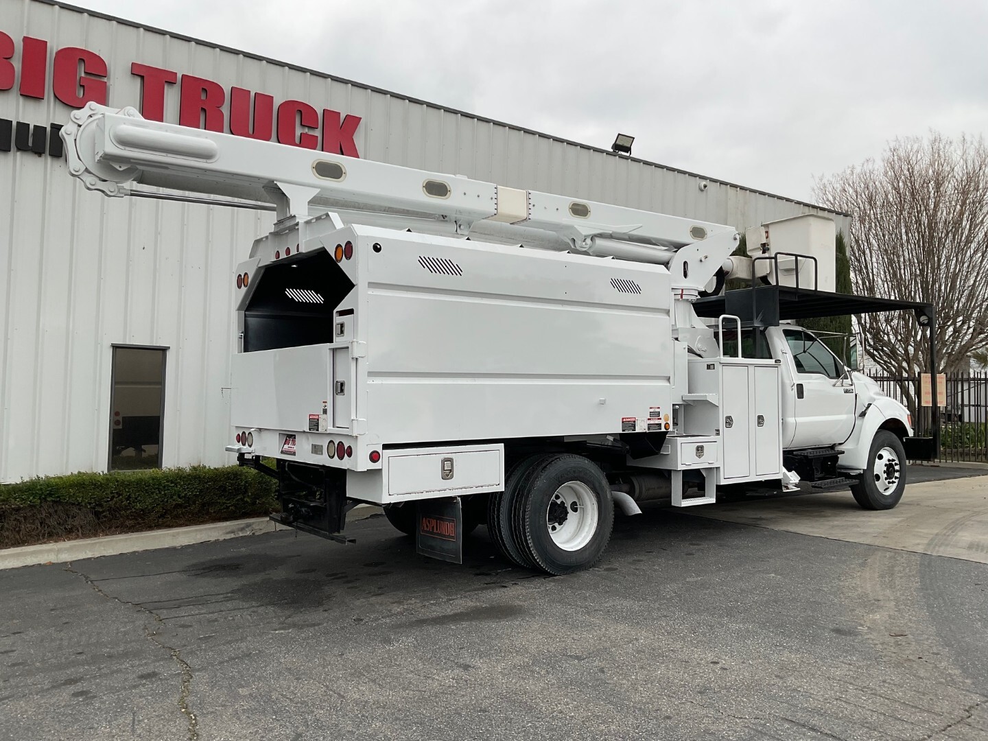 2013 Altec - Used 2013 ALTEC Bucket Truck Norwalk, CA