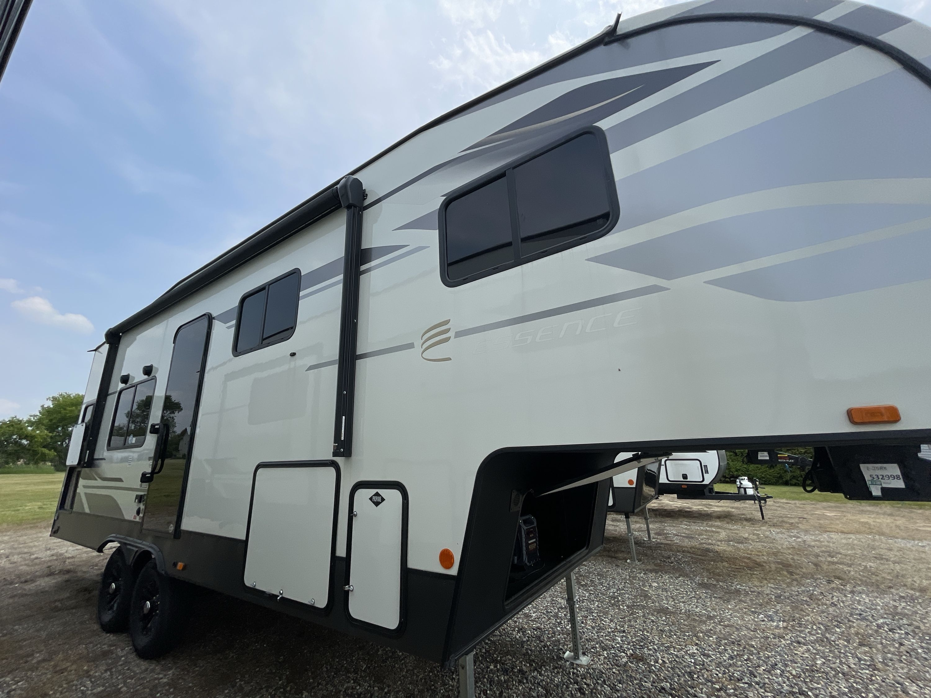 Cruiser Rv Corp Essence E-25RK RVs For Sale - RV Trader