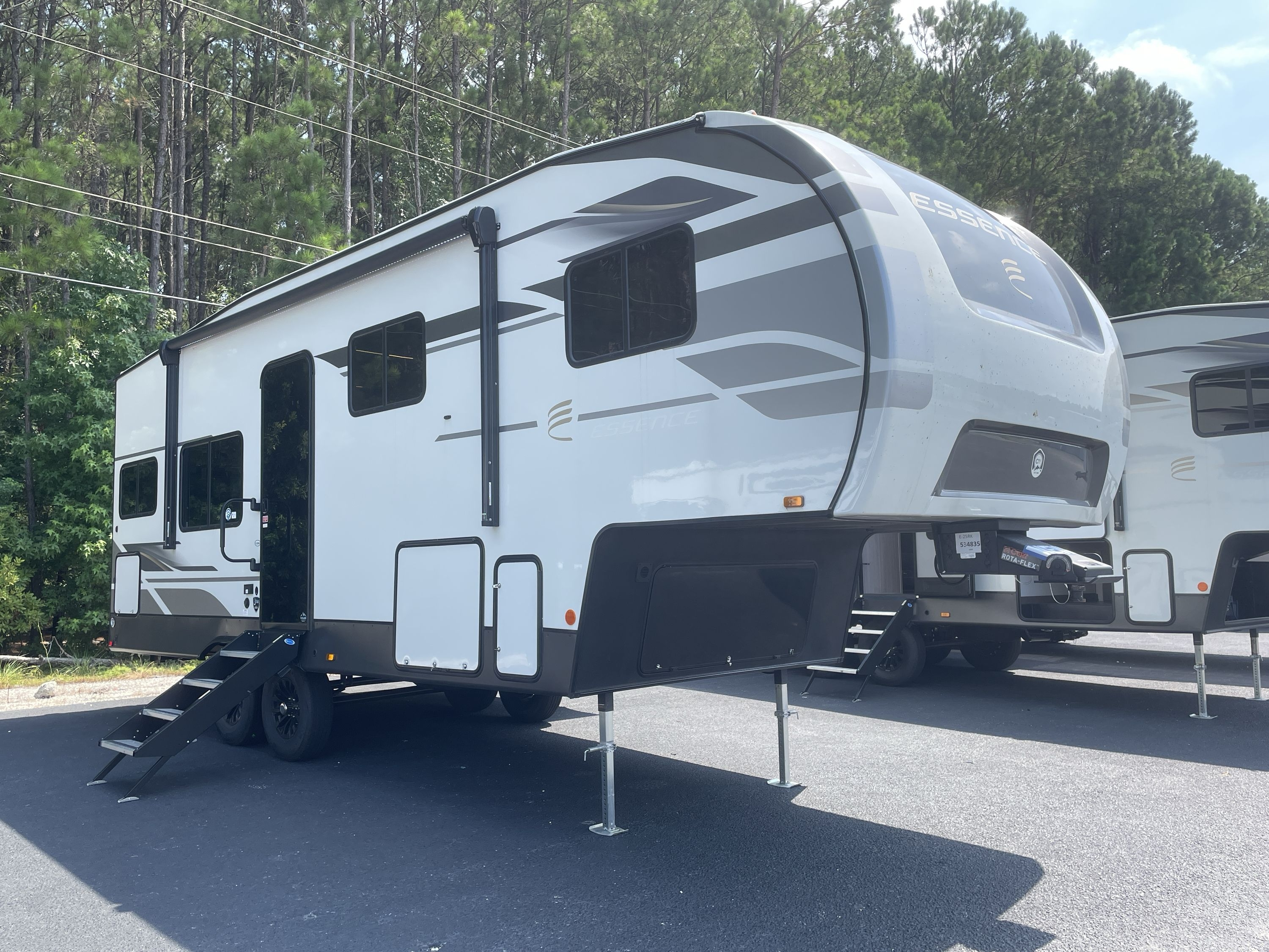 Cruiser Rv Corp Essence E-25RK RVs For Sale - RV Trader