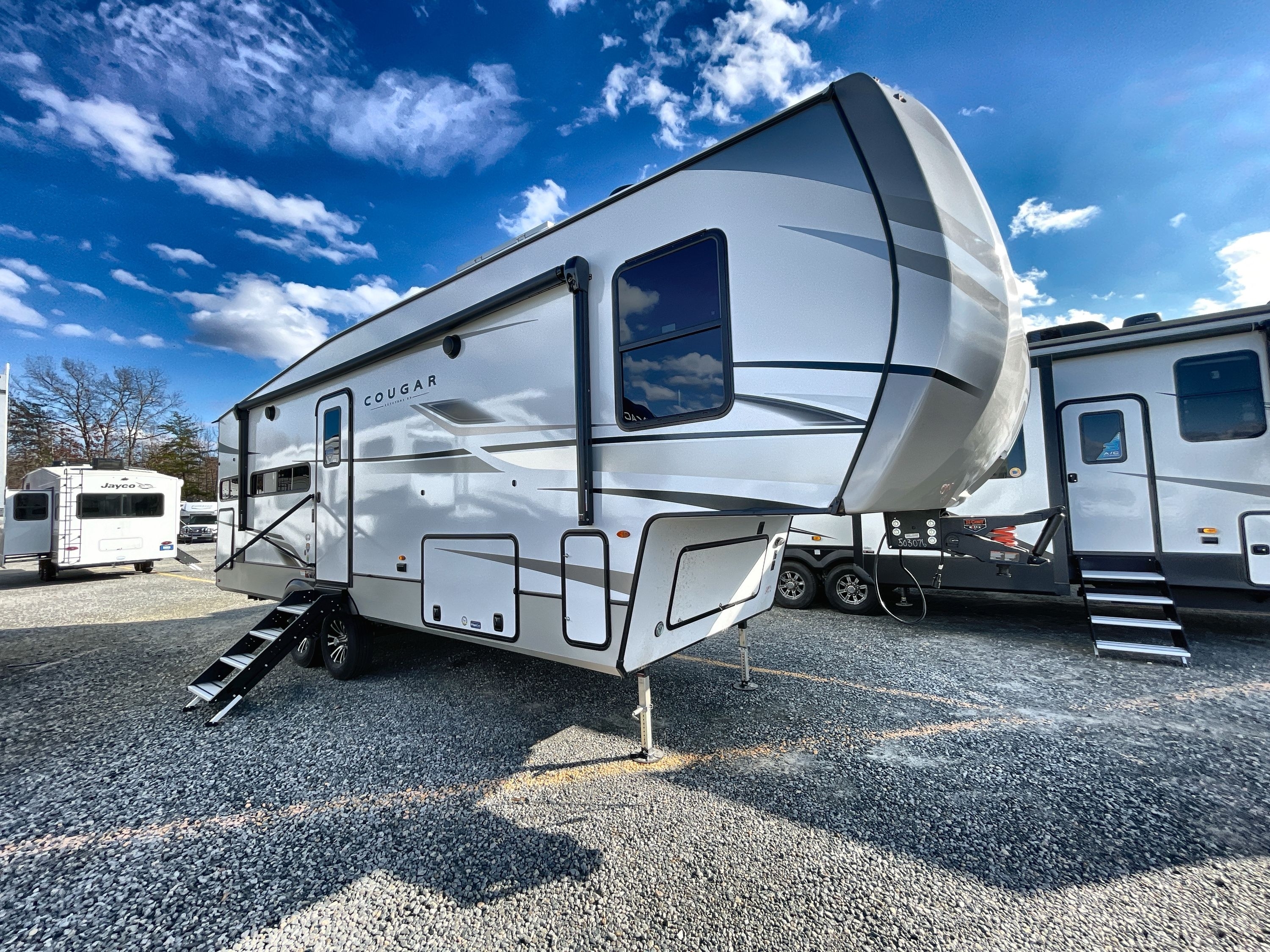 Keystone Cougar 260MLE Fifth Wheel Campers For Sale - RV Trader