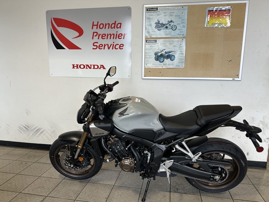 New 2024 Honda® CB650R Base For Sale in Troy, OH - 5033882481 - Cycle Trader