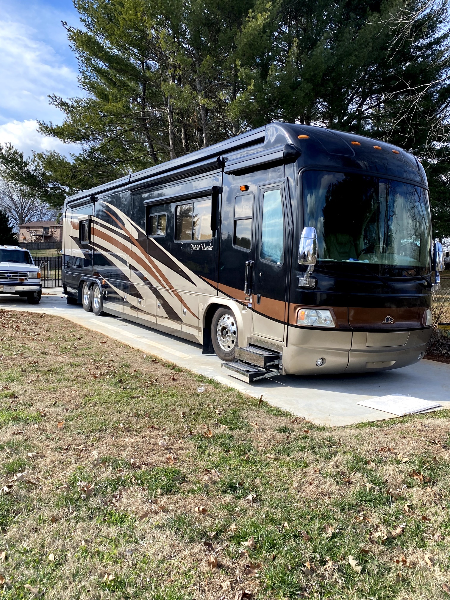 Beaver Patriot Thunder Class A RVs and Motorhomes For Sale - RV Trader