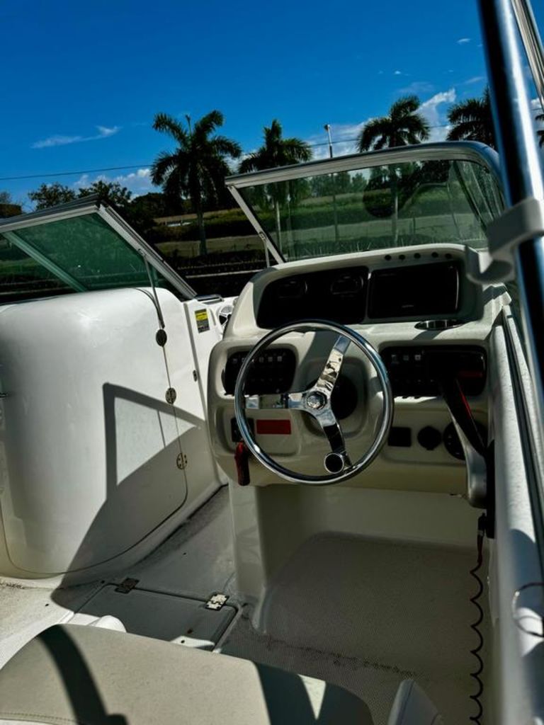 Used 2014 Robalo R207 Nan For Sale in Miami, FL - 5030566829 - Boatmart