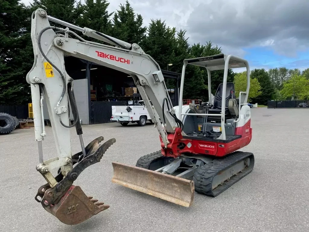 Takeuchi TB240 Excavators For Sale - Takeuchi TB240 Excavators ...
