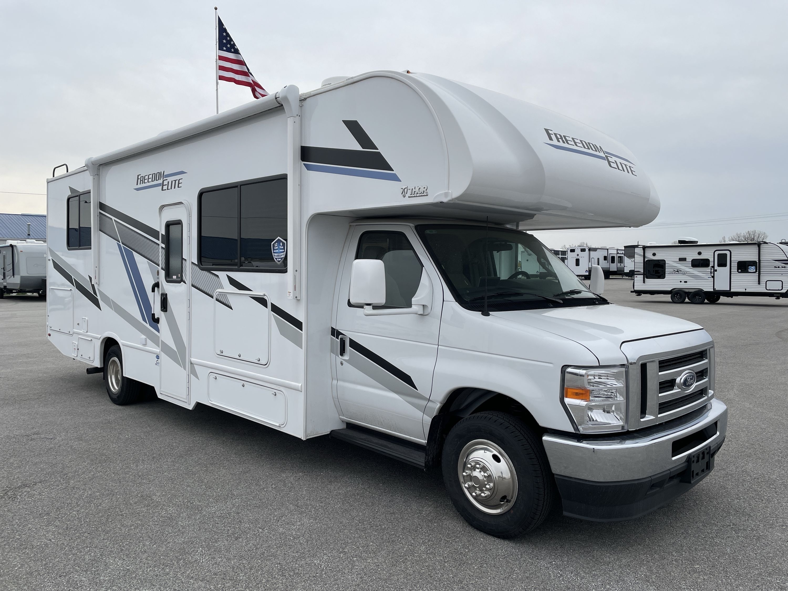 New 2025 Thor Freedom Elite 28HE For Sale in Davenport, IA - 5035189497 ...