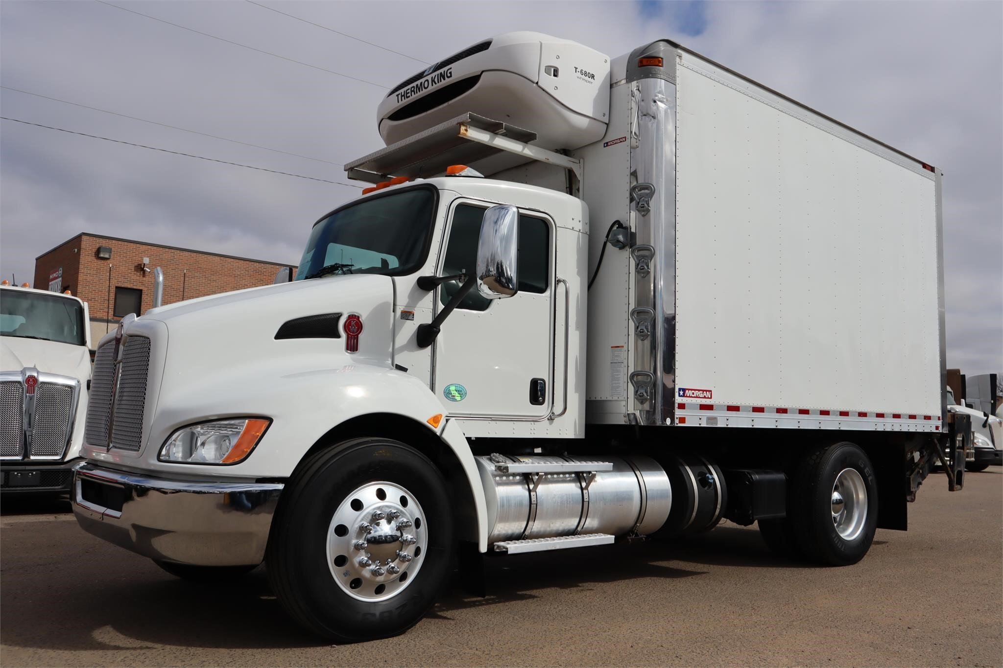 Used 2017 Kenworth T270 For Sale in Sioux Falls, SD - 5031040260 ...
