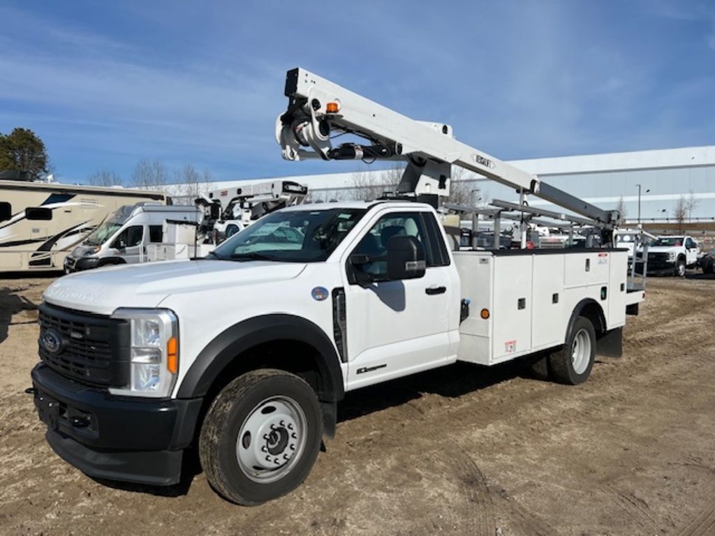 2025 Versalift - New 2025 Versalift Bucket Truck Amherst, NH