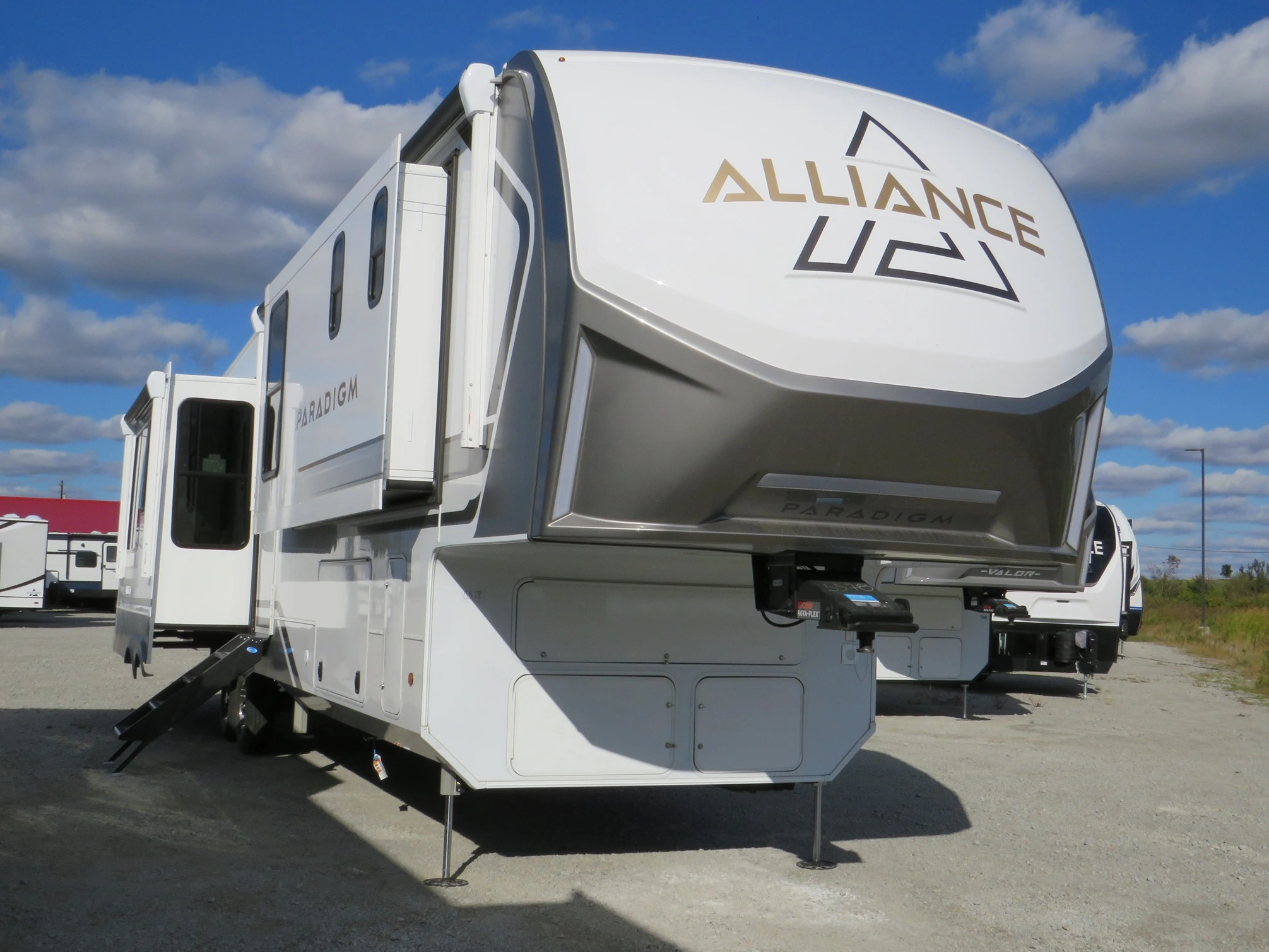 2025 Paradigm For Sale - Alliance Rv Fifth Wheel RVs - Fifth Wheels ...