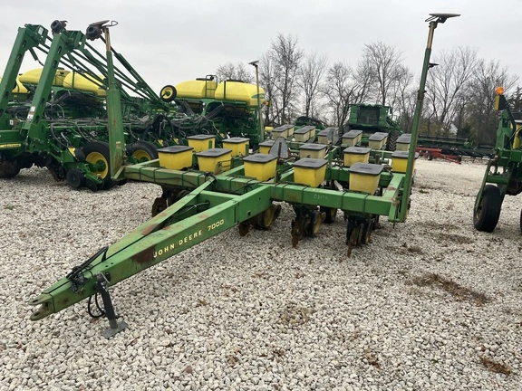 John Deere 7000 6 Row No Till Planter Planters For Sale - John Deere 7000 6 Row No Till Planter ...