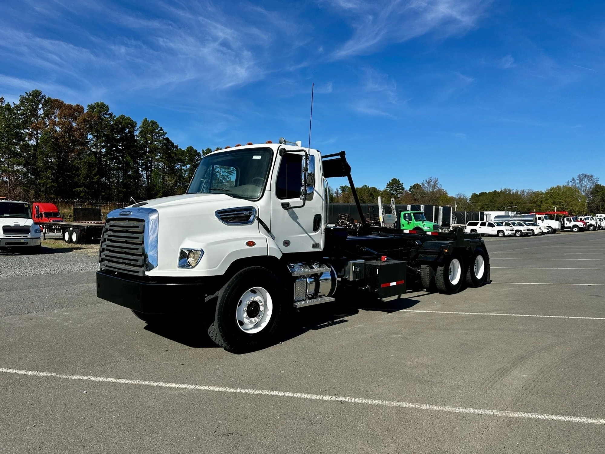 Freightliner 114 Sd Trucks For Sale - Commercial Truck Trader
