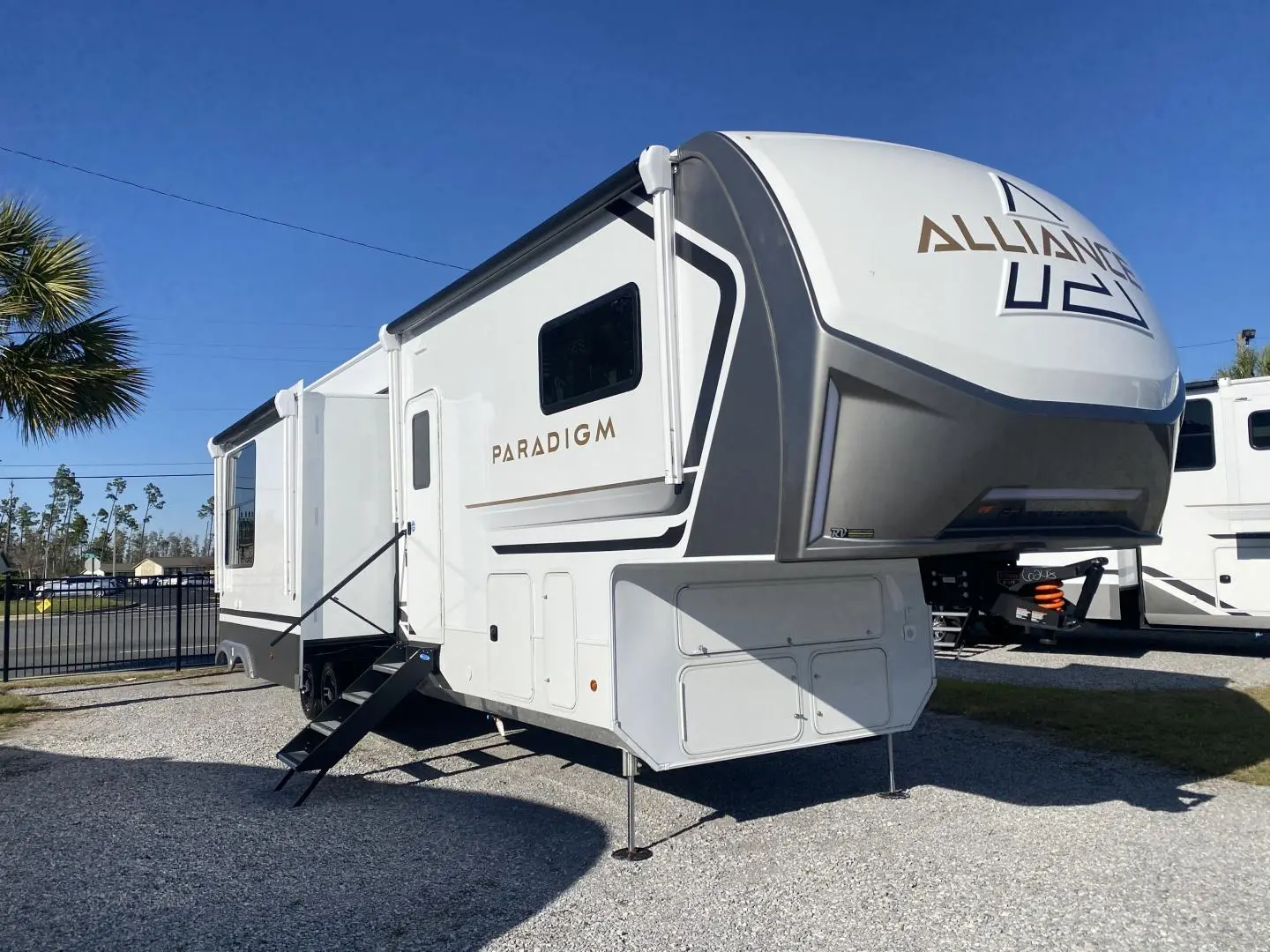 Alliance RV Paradigm 395DS RVs For Sale - RV Trader