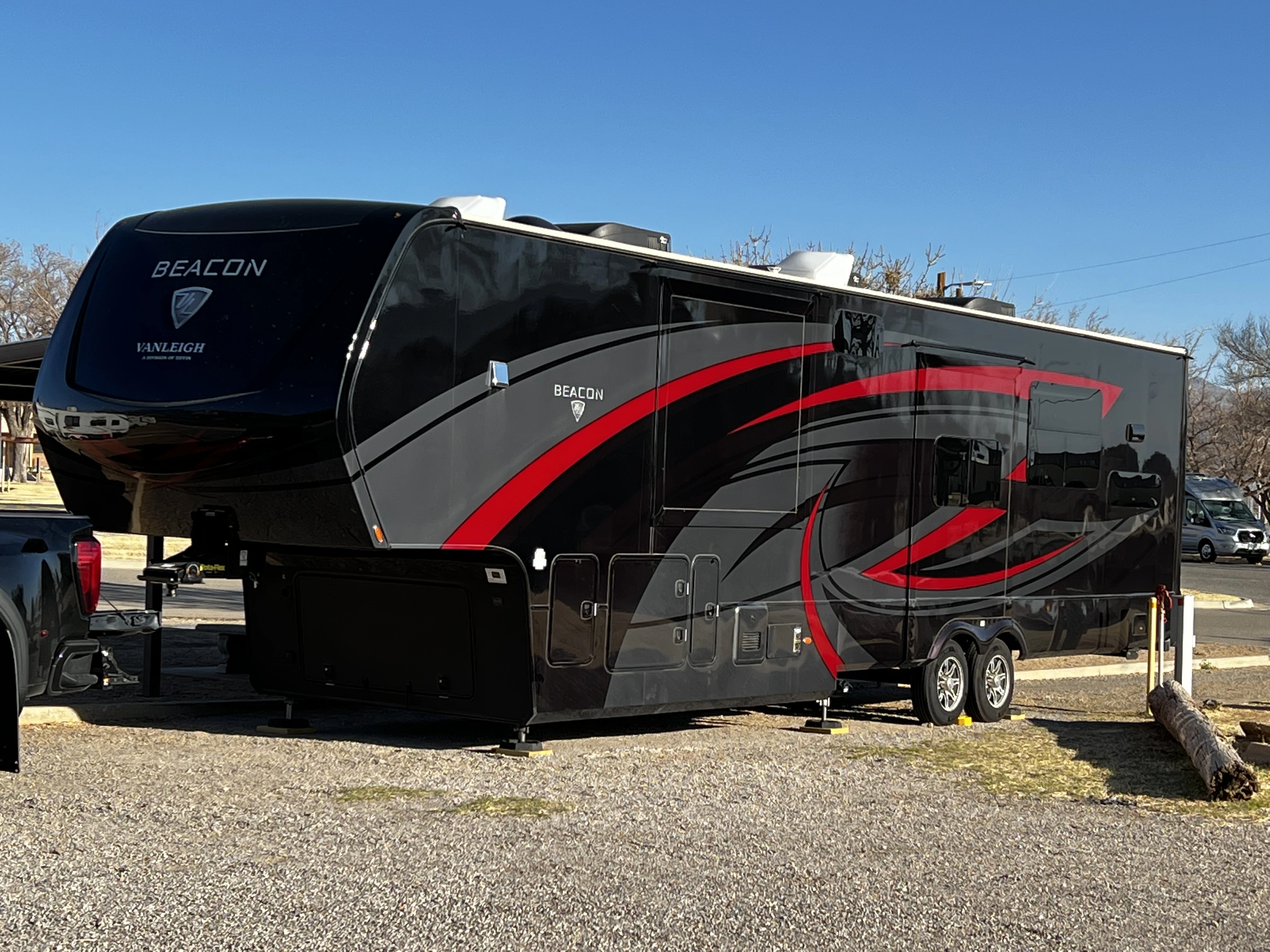 2022-2024 Vanleigh Beacon Fifth Wheel Campers For Sale - RV Trader