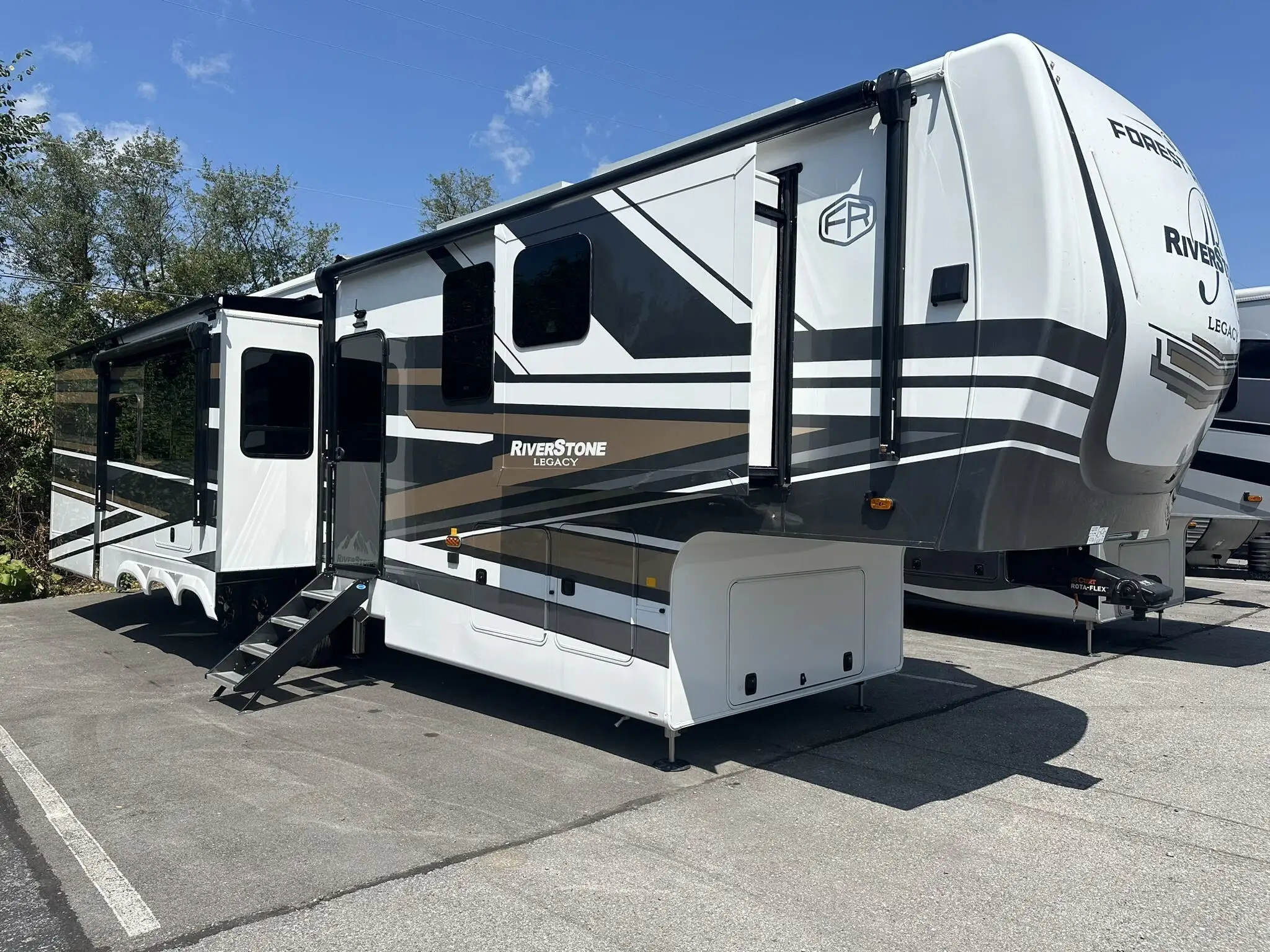 2025 Forest River Riverstone Fifth Wheel Campers For Sale - RV Trader