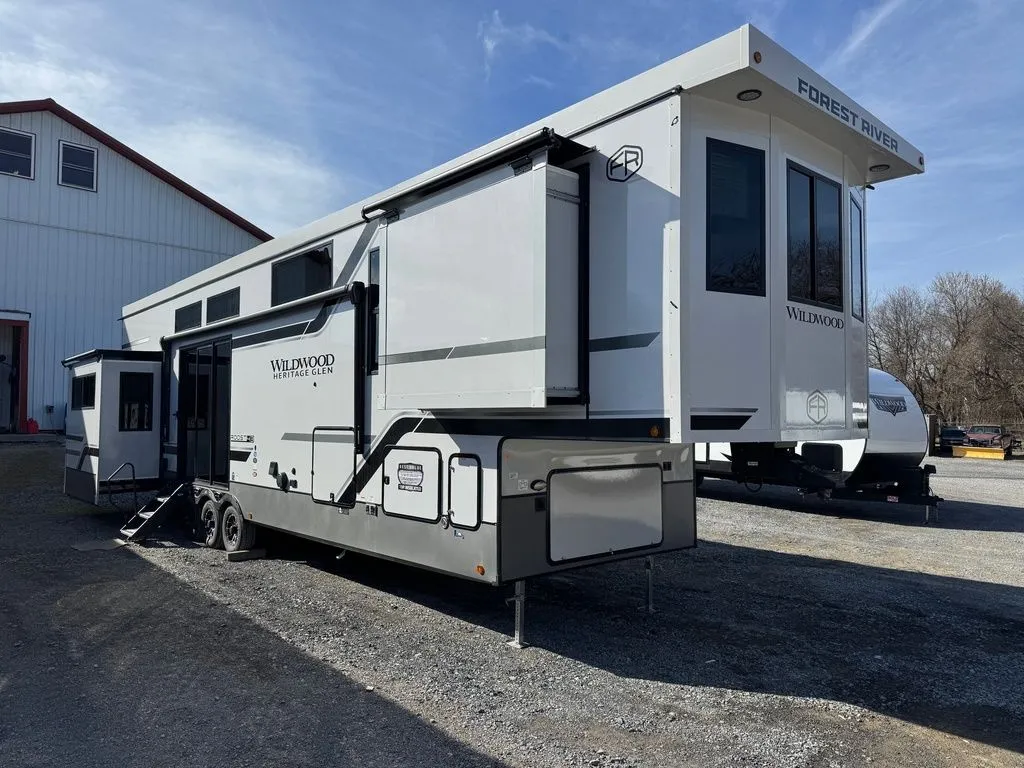 2025 Forest River Wildwood Heritage Glen ROOST43 RVs For Sale - RV Trader