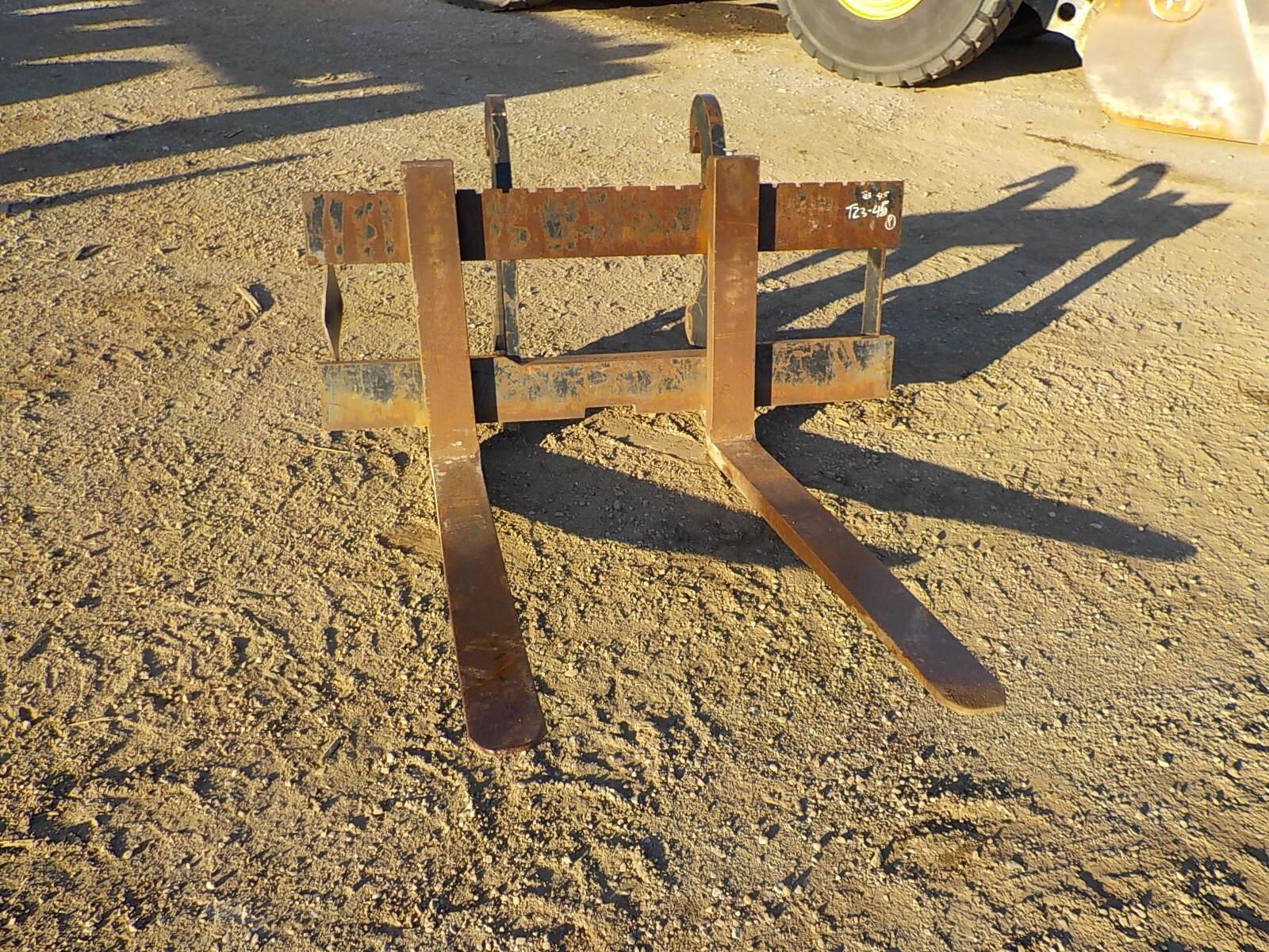 Caterpillar 416B Forks For Sale - Caterpillar 416B Forks - Equipment Trader