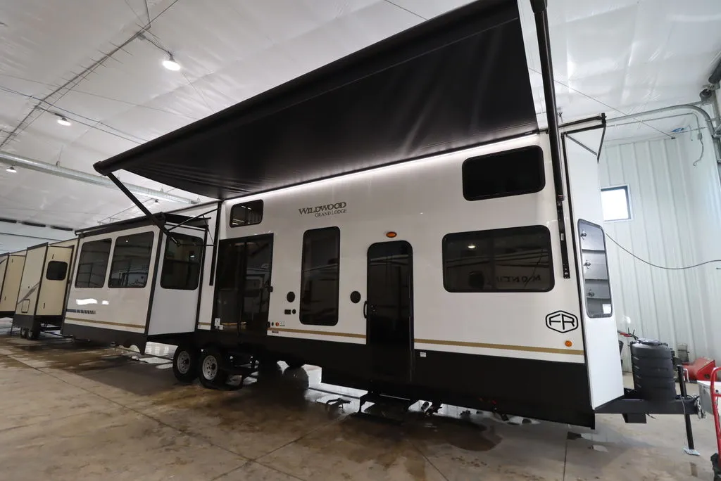 Forest River Wildwood Grand Lodge 42DL RVs For Sale - RV Trader
