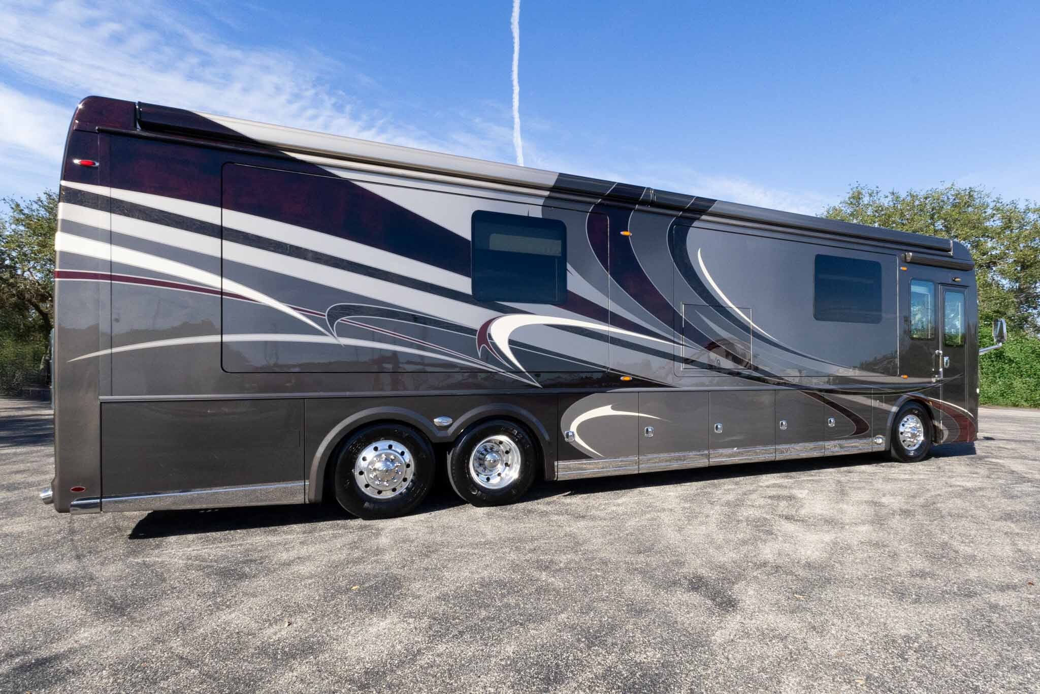 Foretravel Realm RVs For Sale - RV Trader