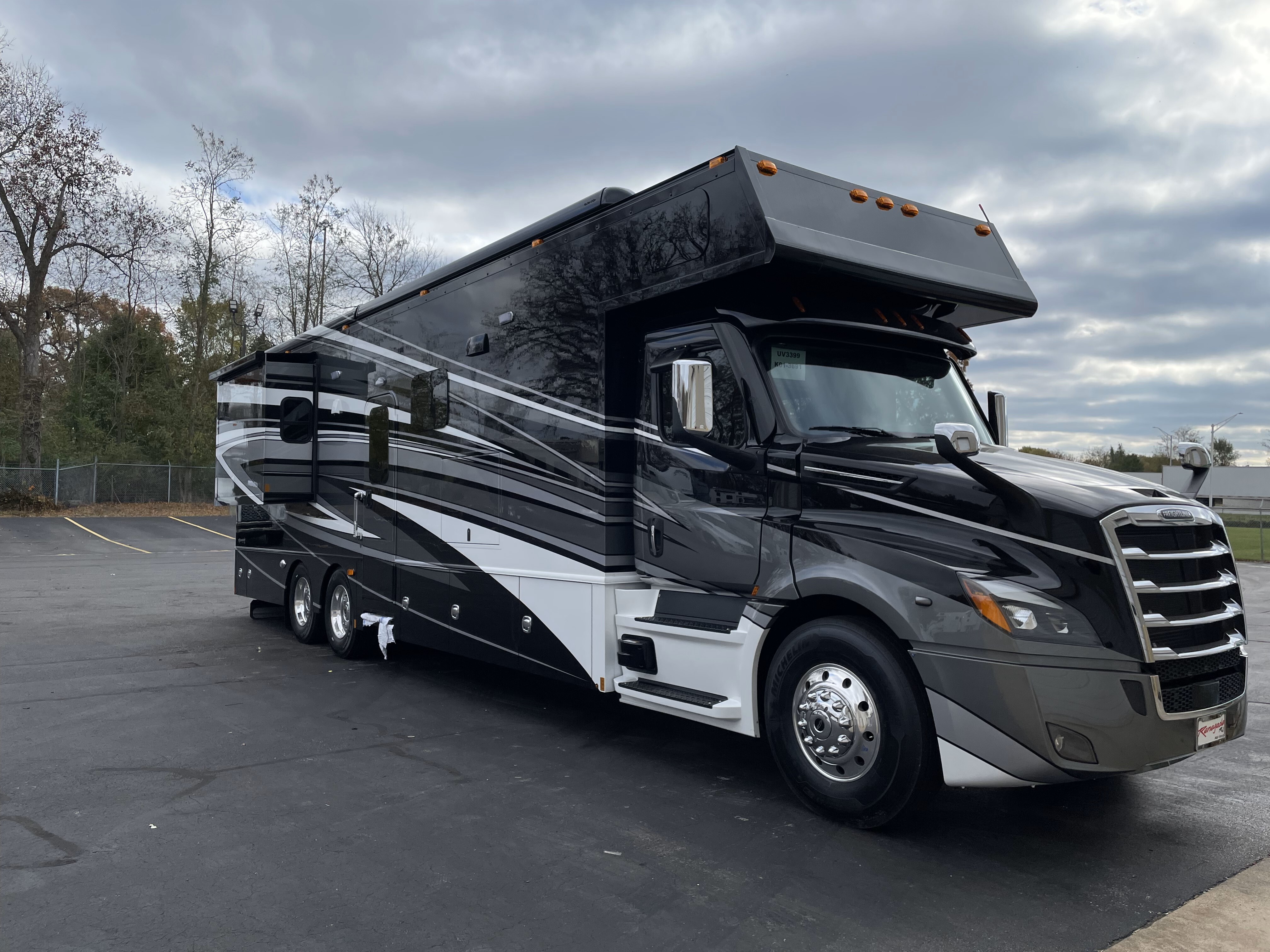 Renegade Classic 41CRB Class C RVs and Motorhomes For Sale - RV Trader