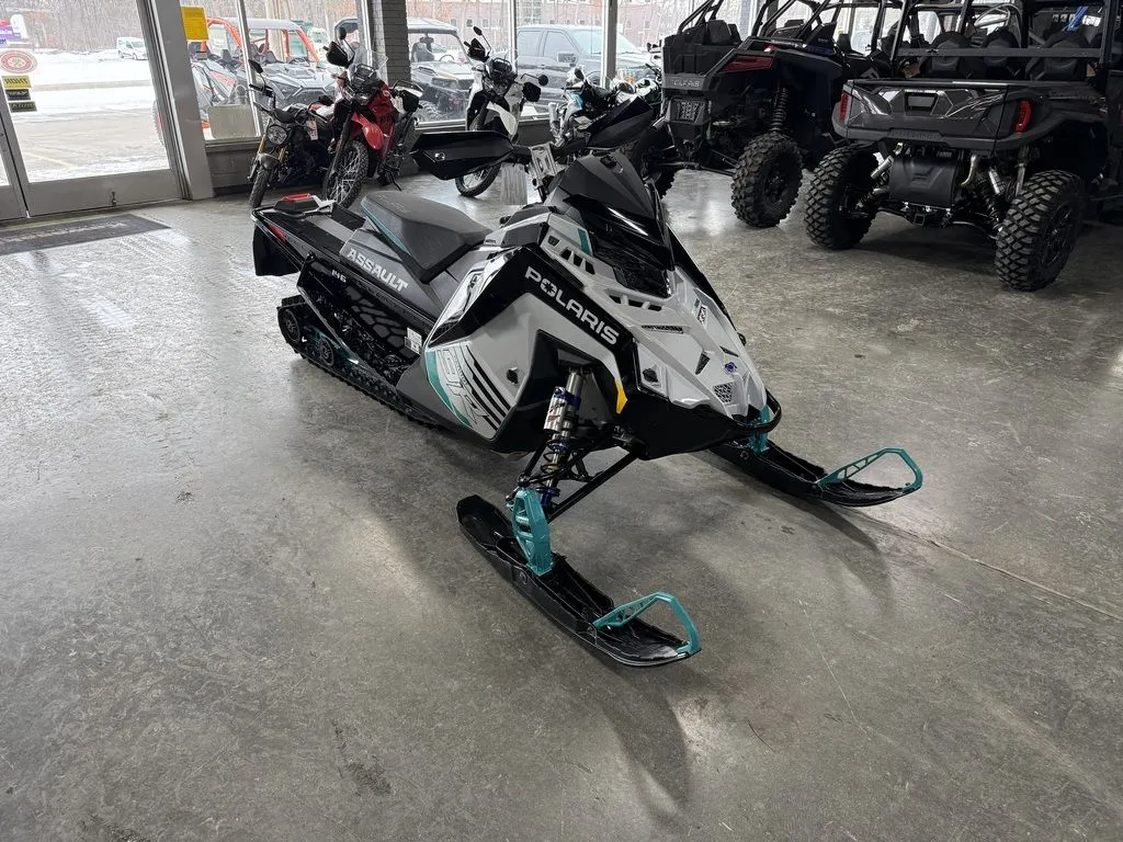 Switchback Assault For Sale - Polaris Snowmobiles - Snowmobile Trader