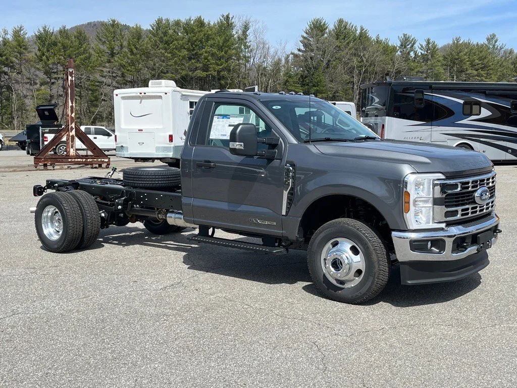 2025 F350 For Sale - Ford Dually Trucks - Commercial Truck Trader
