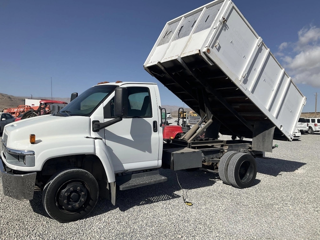 Used 2004 Chevrolet 4500 For Sale in East Wareham, MA - 5035620972 ...