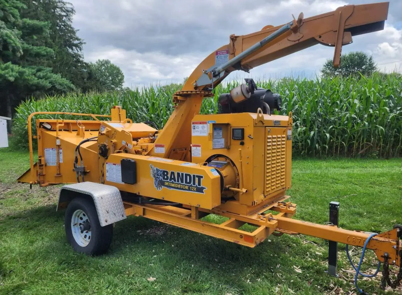 Bandit 12XP Chipper For Sale - Bandit 12XP Chipper - Equipment Trader