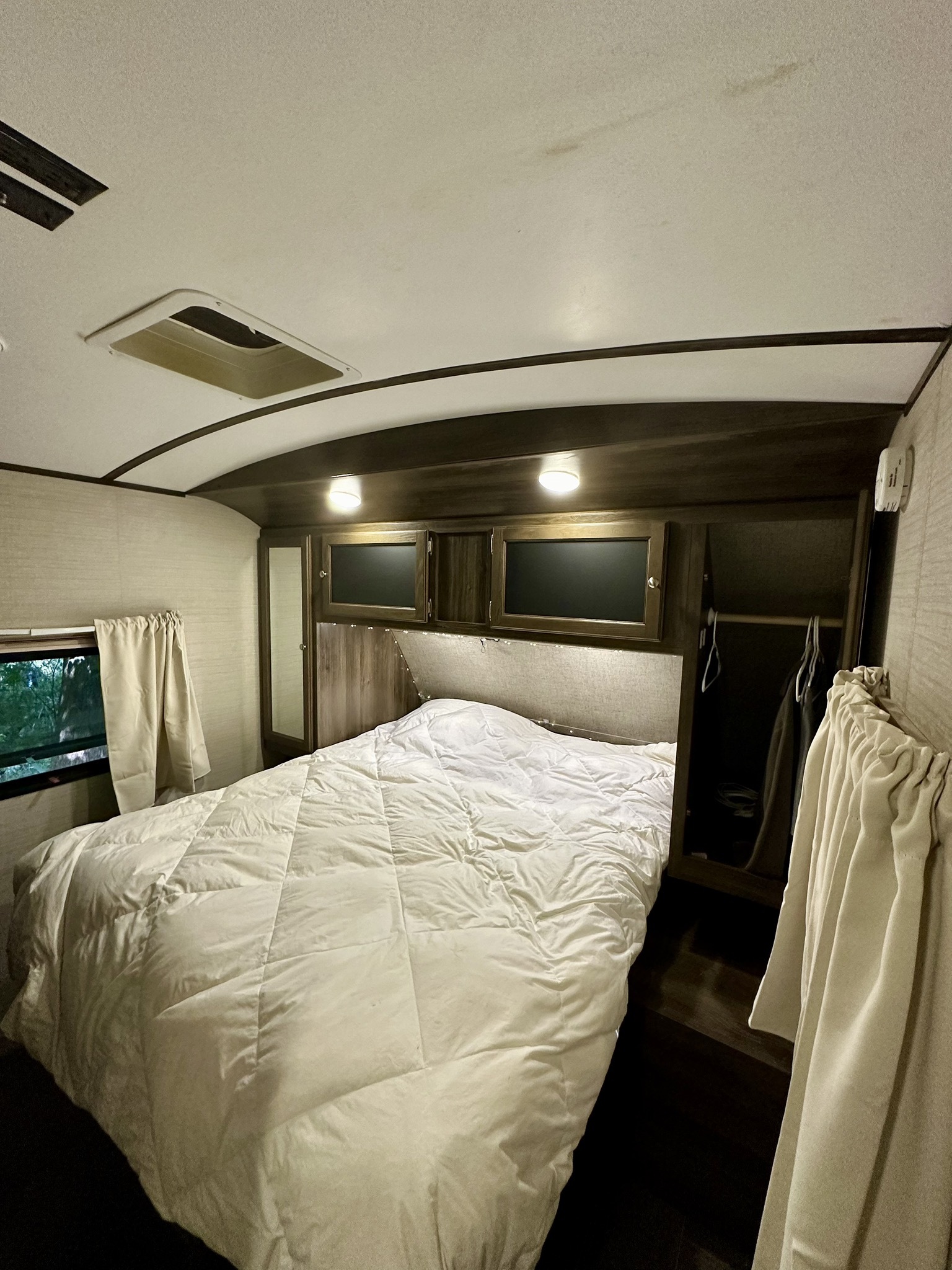 Used 2017 Keystone Premier in Winthrop Ma, MA - 5035739015 - RV Trader