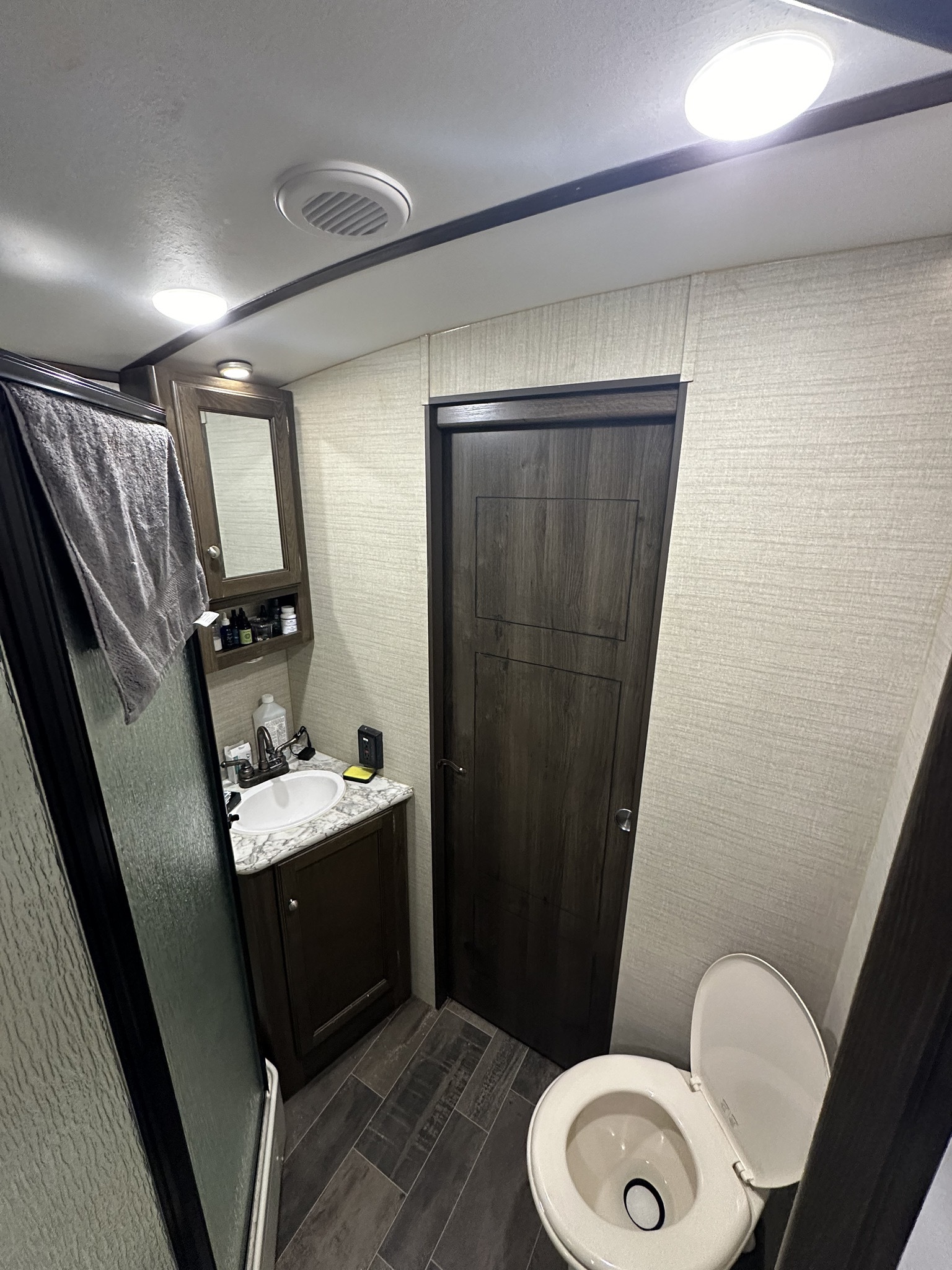 Used 2017 Keystone Premier in Winthrop Ma, MA - 5035739015 - RV Trader