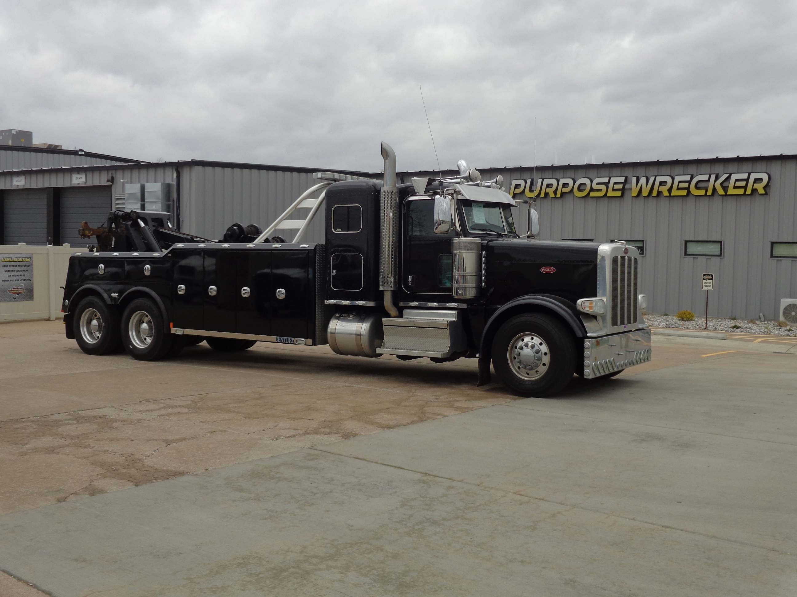 Peterbilt 389 Wrecker Tow Truck For Sale - Commercial Truck Trader