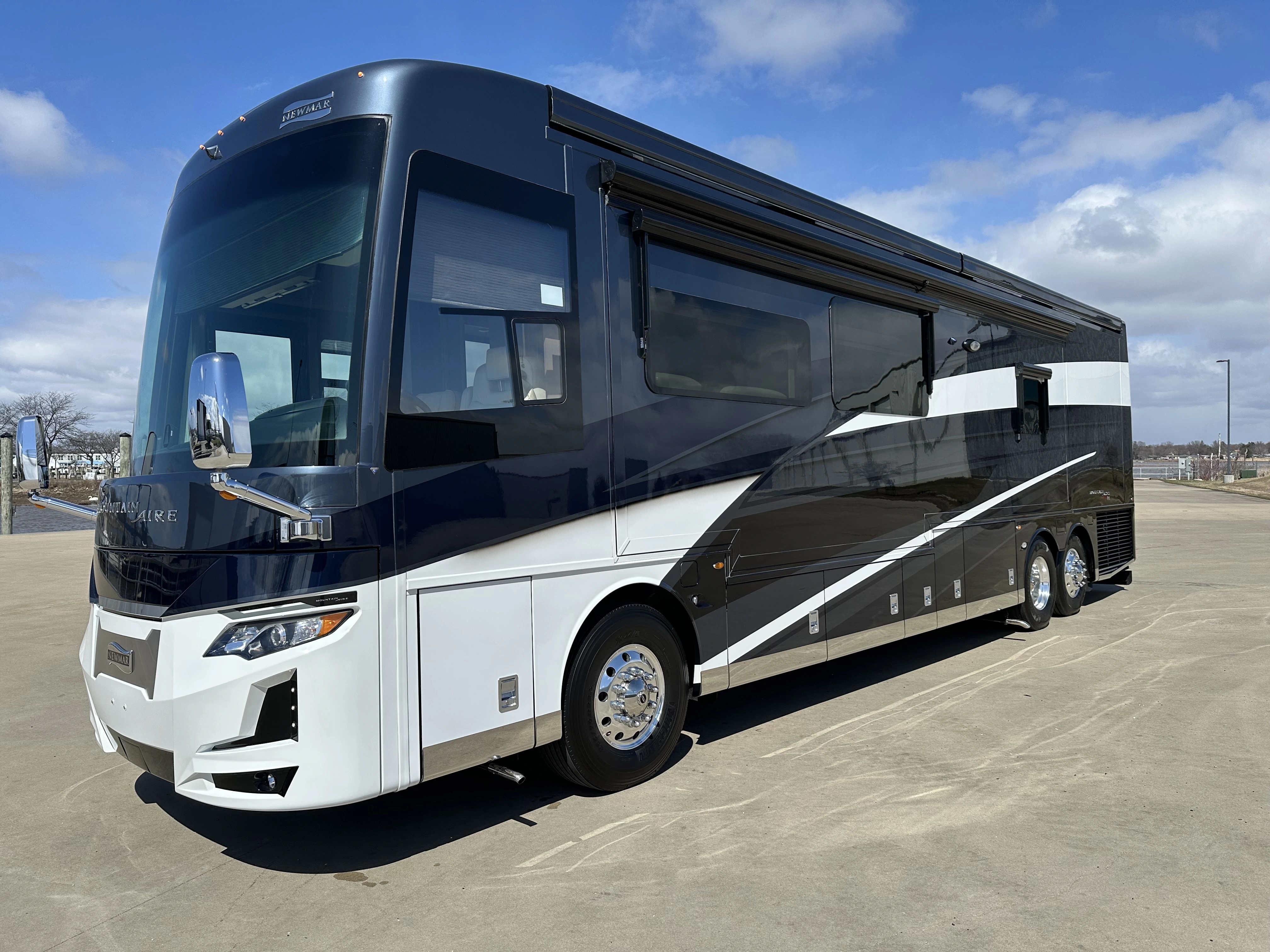Newmar Mountain Aire 4118 RVs For Sale - RV Trader