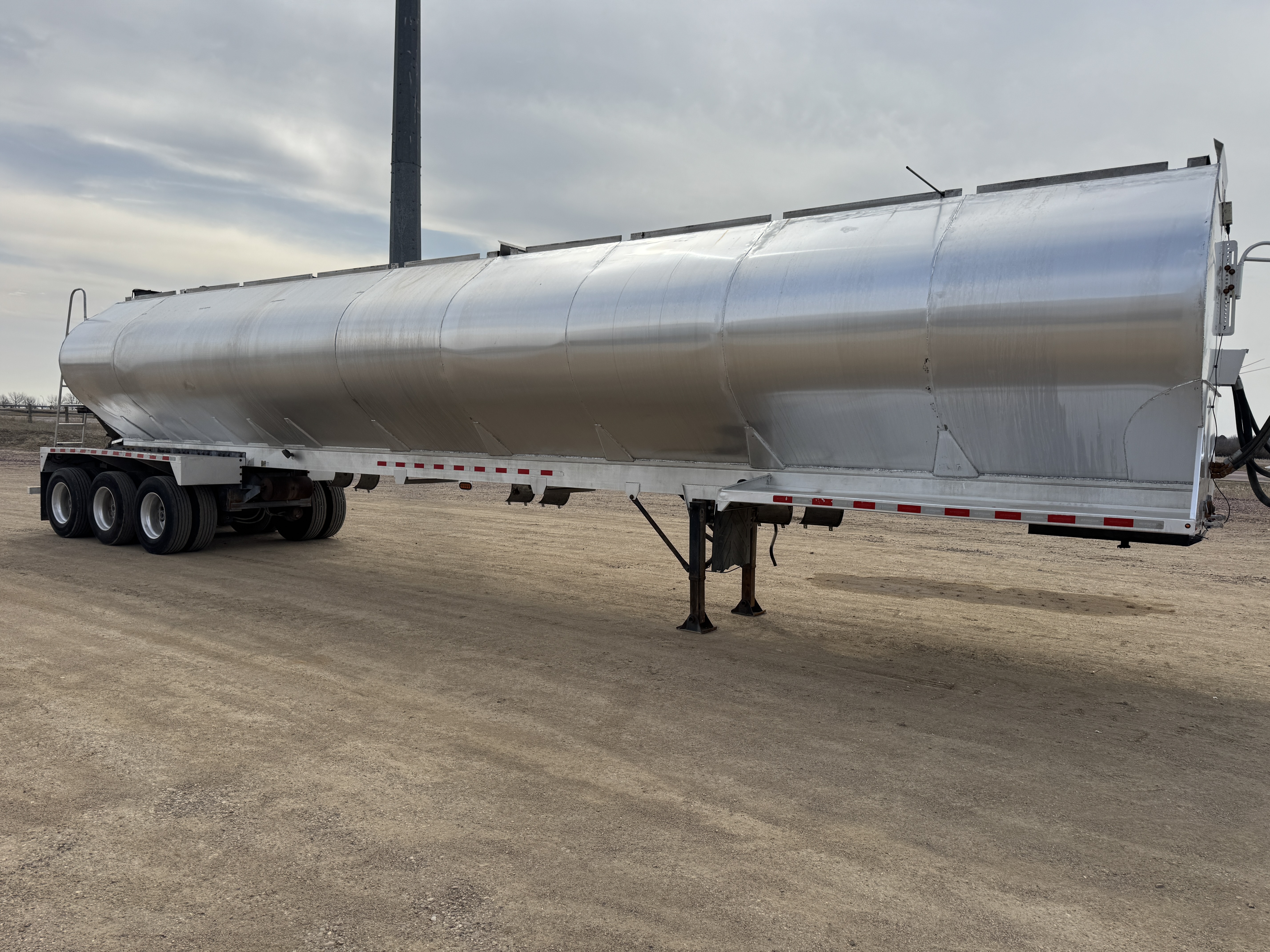 Bulk Feed Trailer For Sale Near Wisconsin Rapids, WI - Commercial Truck ...