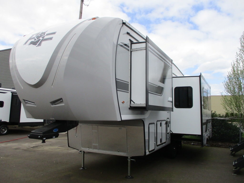 2025 Northwood Mfg Arctic Fox 27-5L Fifth Wheel Campers For Sale near ...