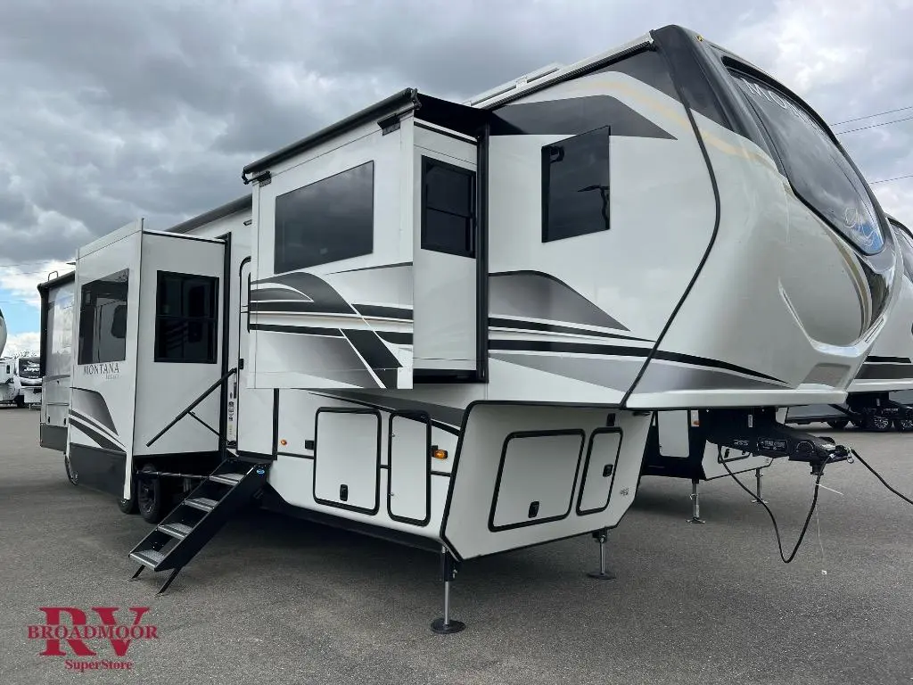 Keystone Montana 3941FO Fifth Wheels For Sale - RV Trader