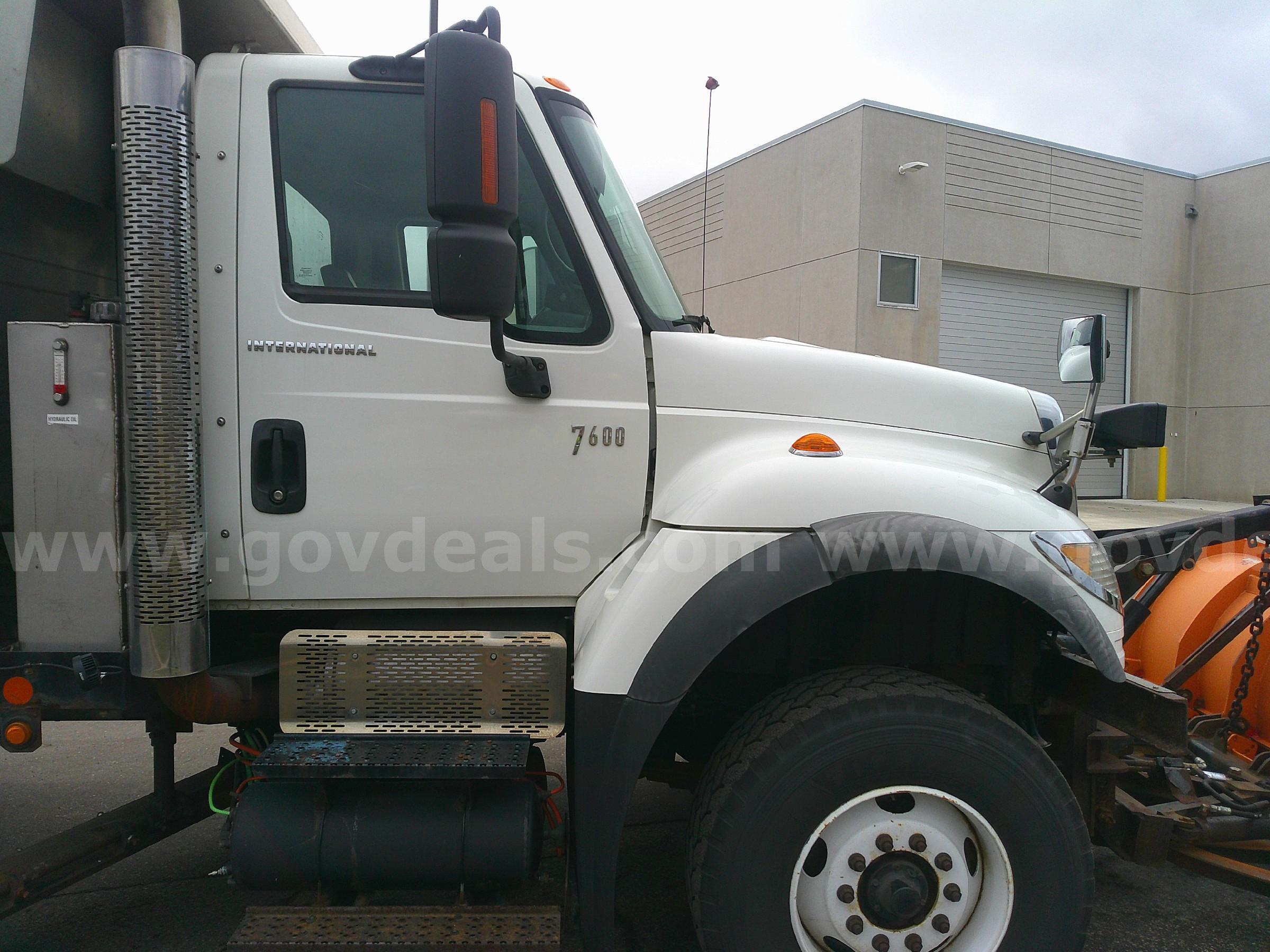 Used 2007 International 7600 For Sale in Bloomington, MN - 5035931835 ...