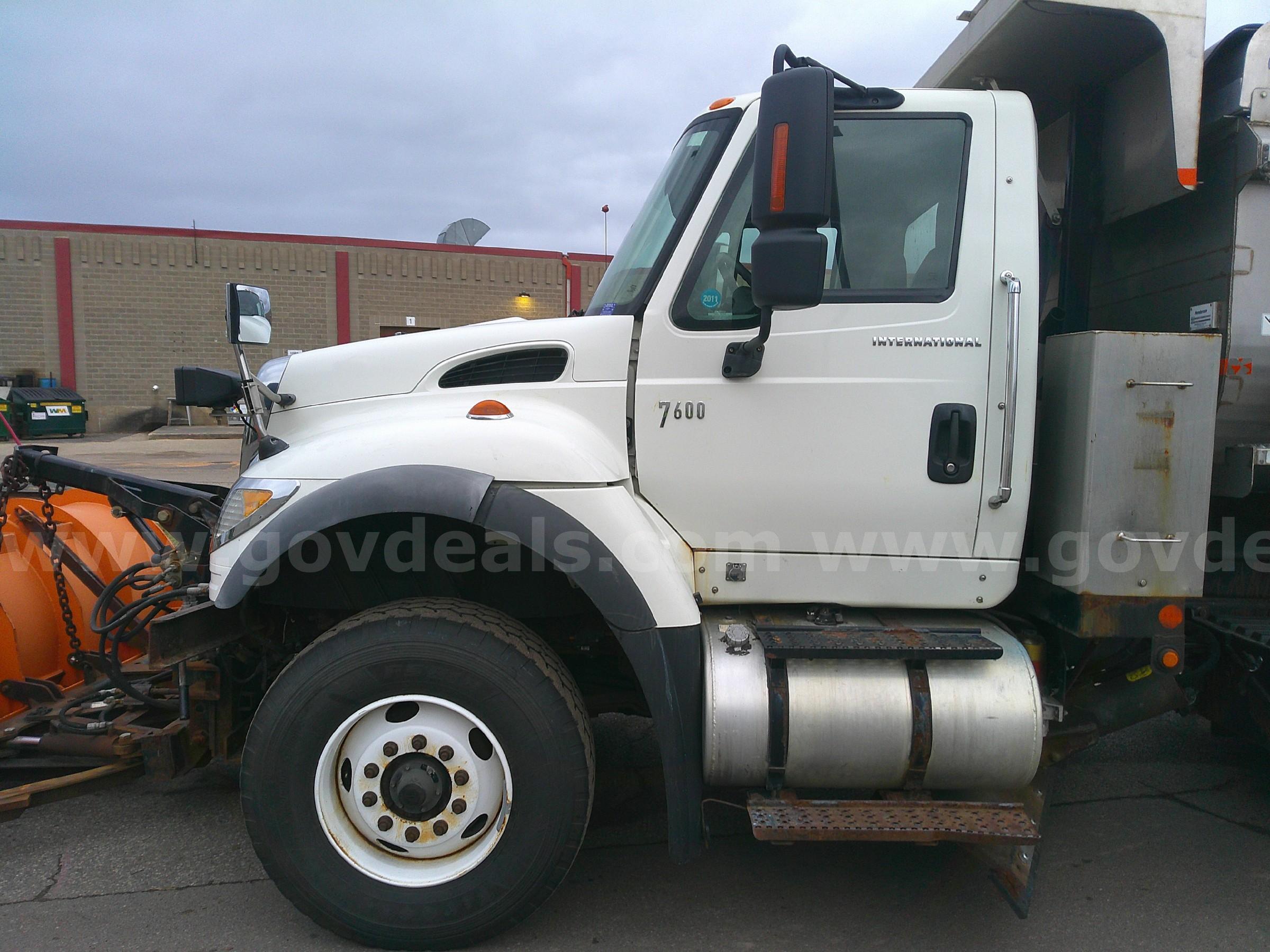 Used 2007 International 7600 For Sale in Bloomington, MN - 5035931835 ...