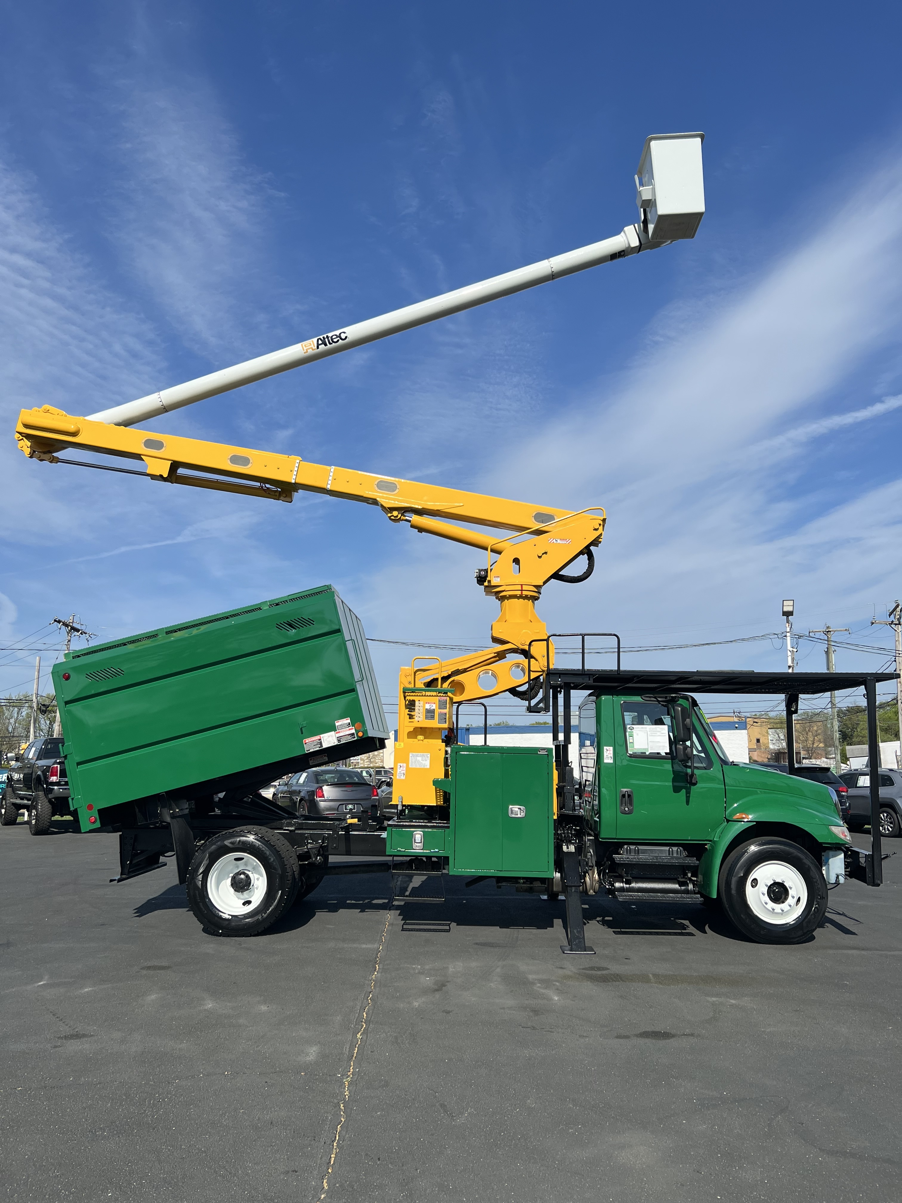 International 4300 Bucket Trucks With Altec Bodies For Sale ...