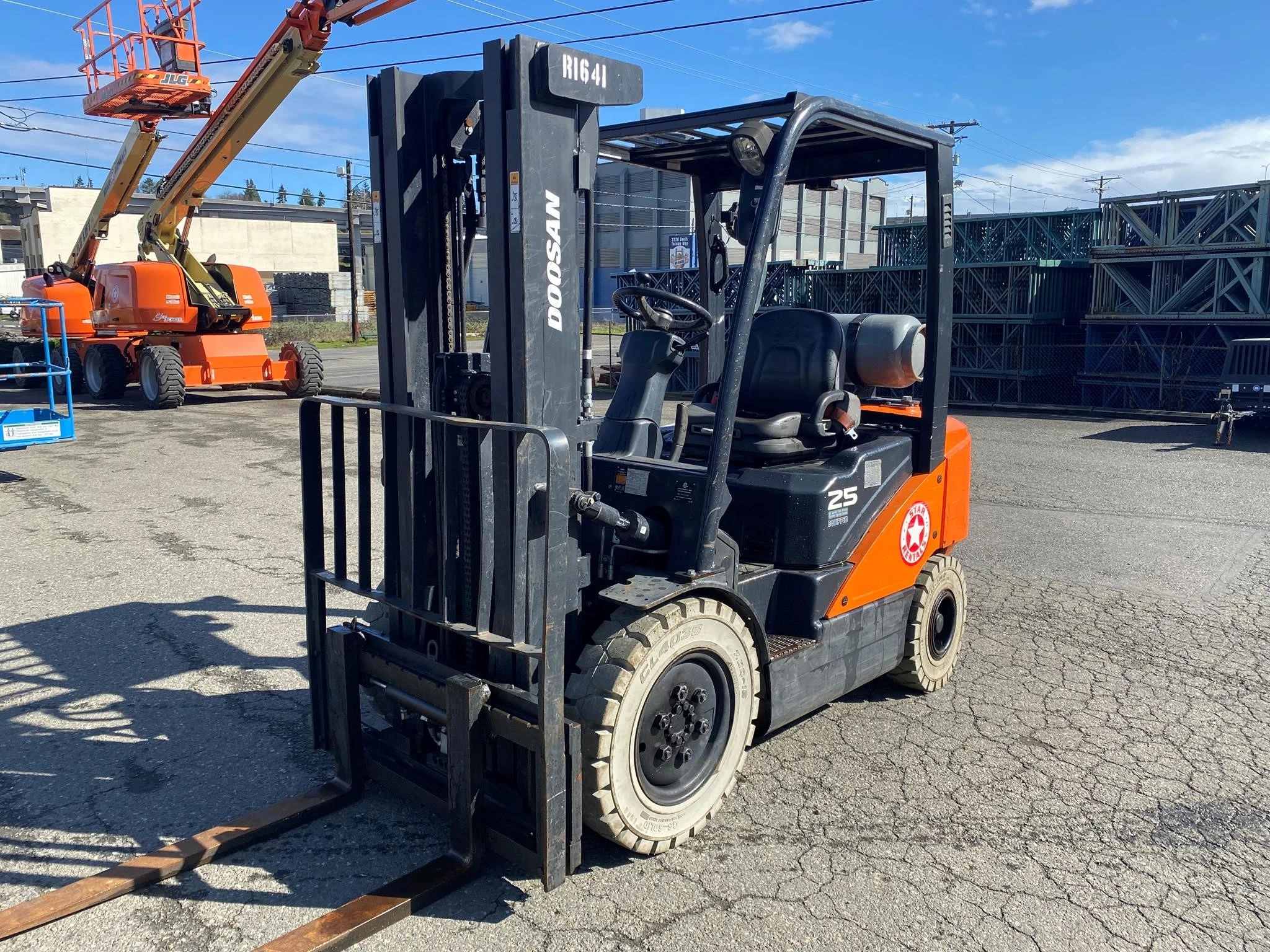 Doosan G25N-7 Forklifts For Sale - Doosan G25N-7 Forklifts - Equipment ...