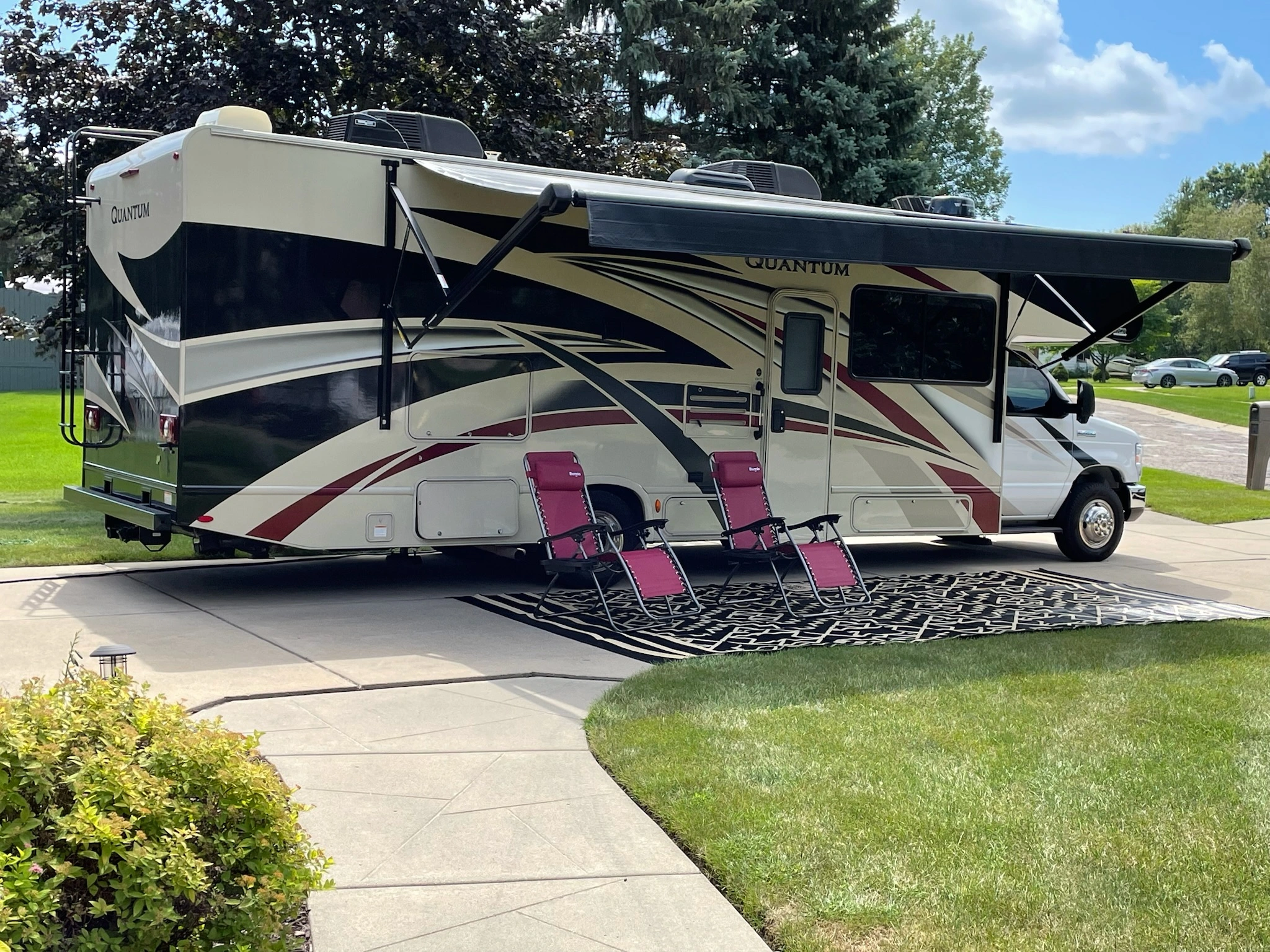 Thor Motor Coach Quantum Class C RVs and Motorhomes For Sale - RV Trader