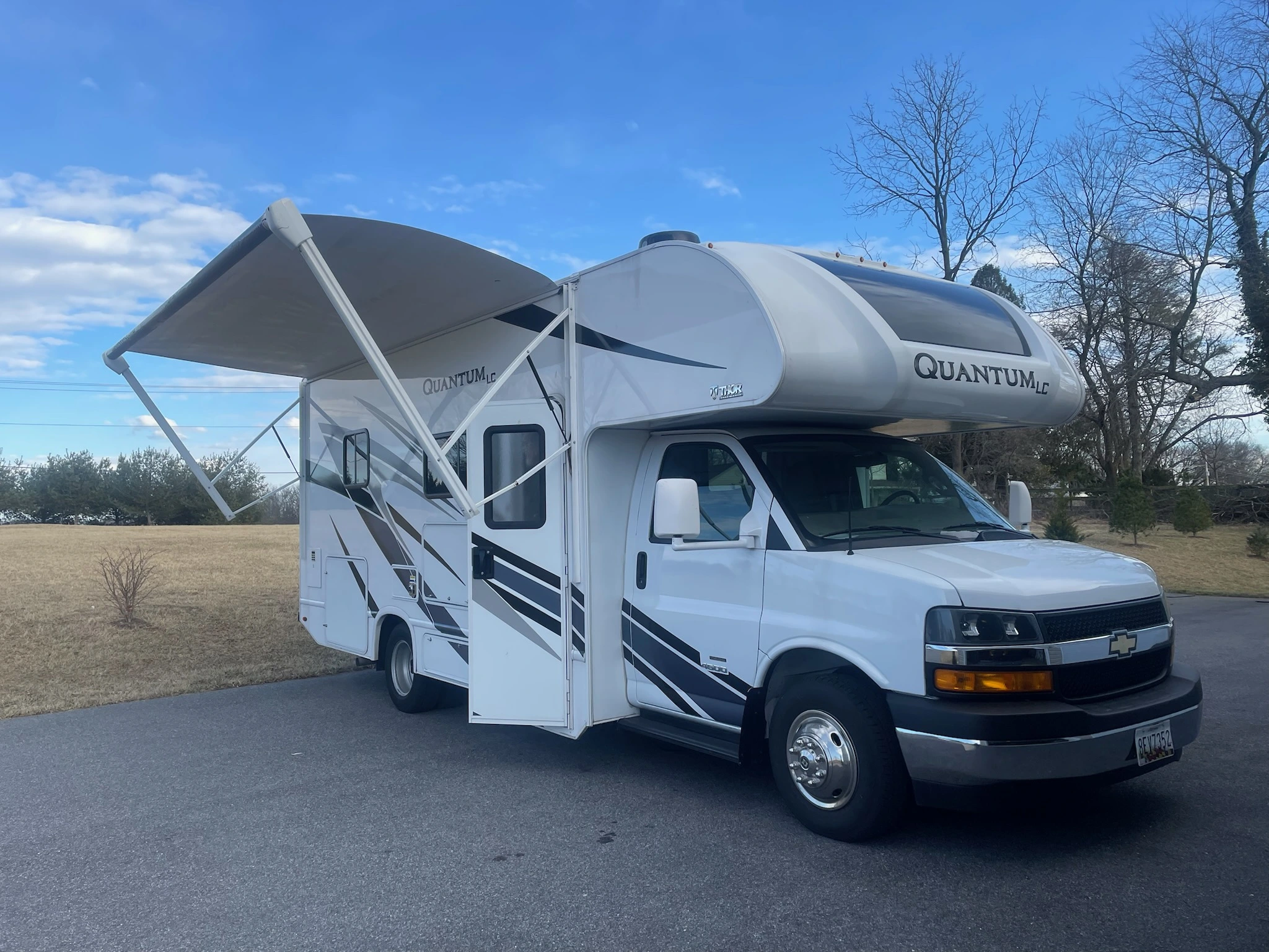 Thor Motor Coach Quantum RVs For Sale - RV Trader