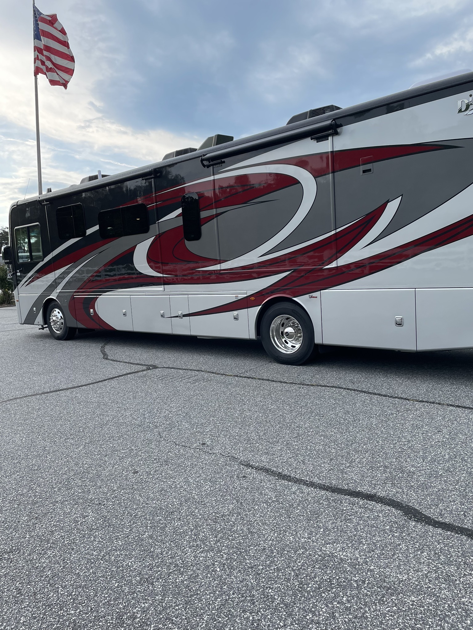 Fleetwood Discovery 38W RVs For Sale - RV Trader