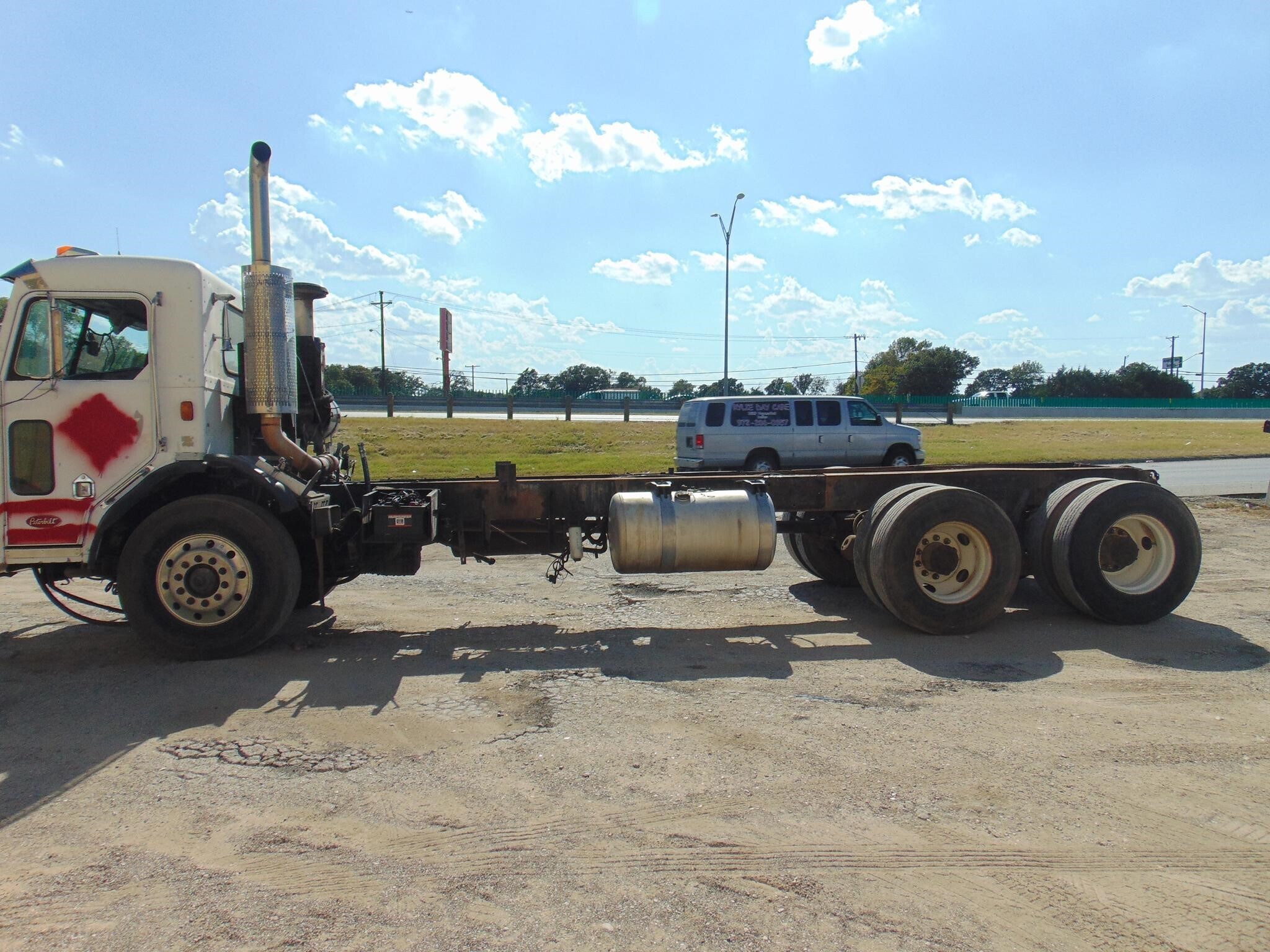 Used 2005 Peterbilt 320 For Sale in Dallas, TX - 5036219325 ...