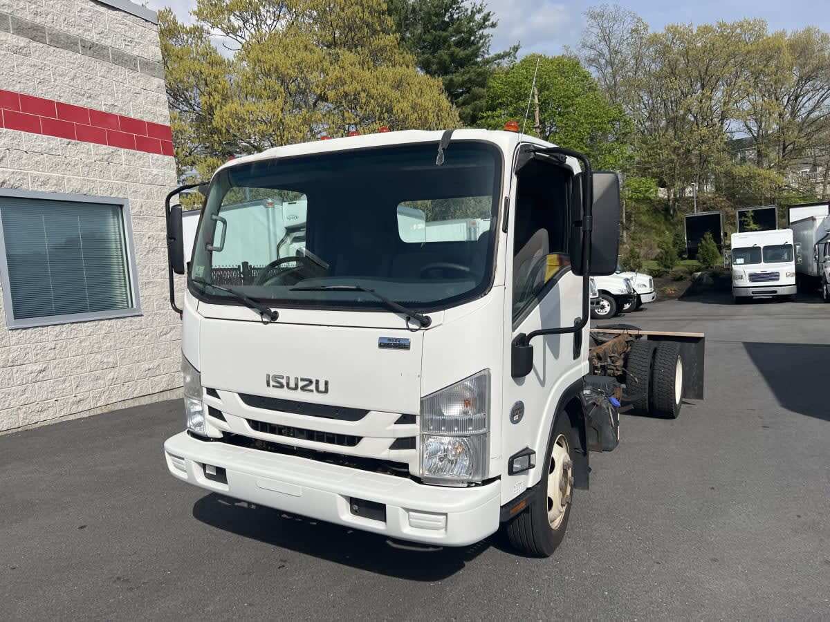 Isuzu Nqr Tanker Truck,cab Chassis For Sale - Commercial Truck Trader