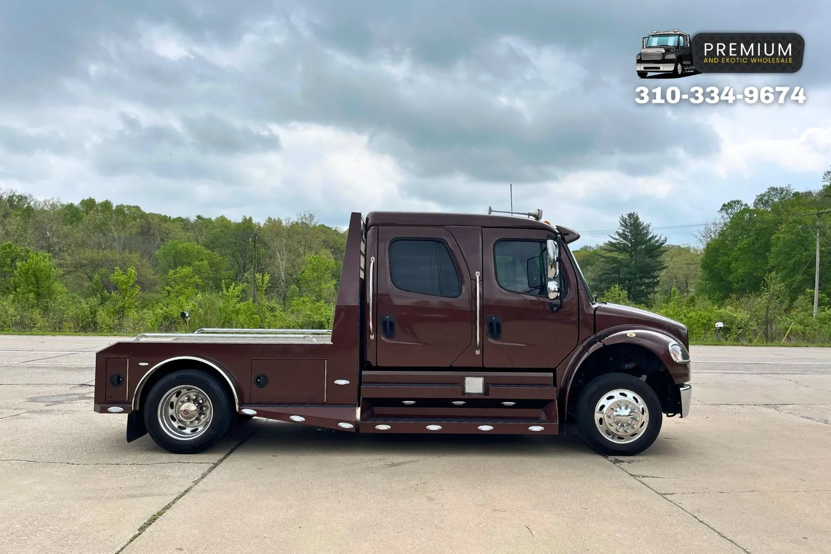 Used Freightliner Sport Chassis P2 Hauler For Sale - Commercial Truck ...