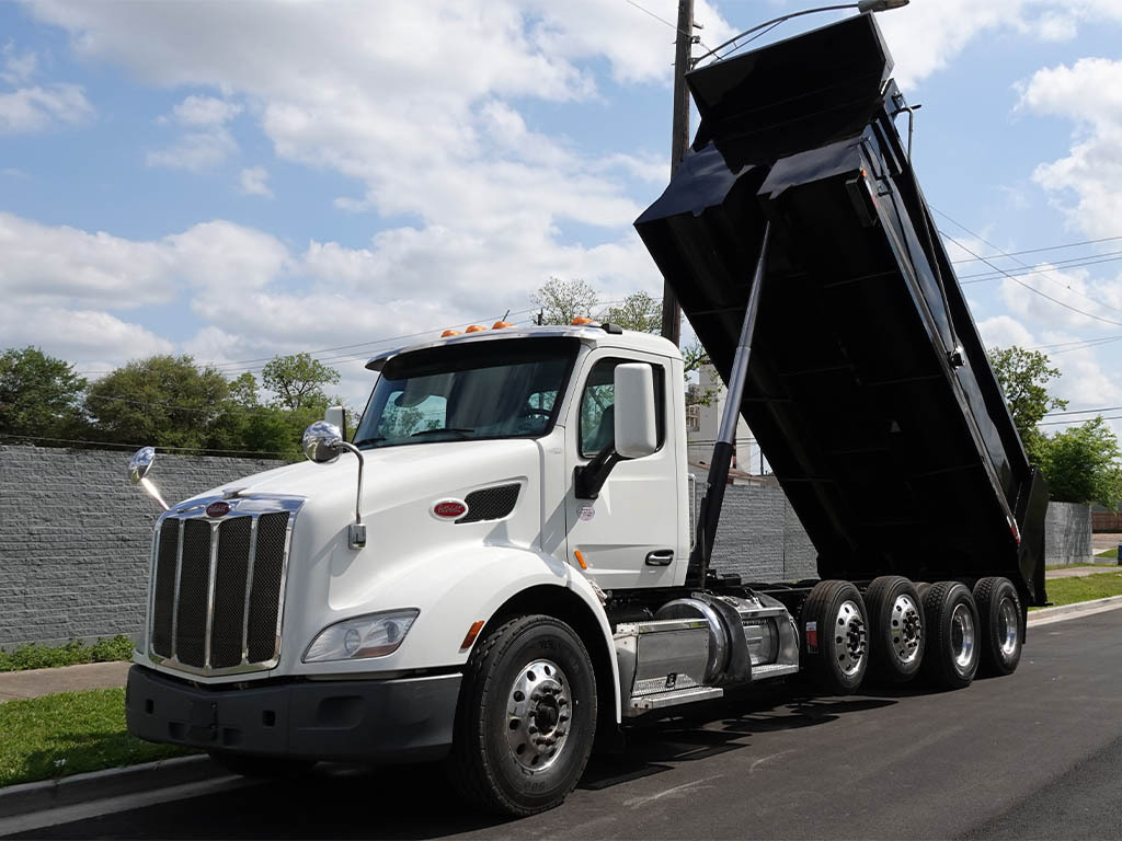 Used 2020 Peterbilt 579 For Sale in Houston, TX - 5036526902 ...