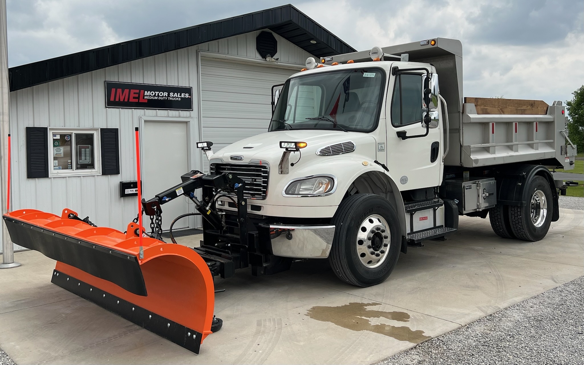 Freightliner Plow Truck - Spreader Truck For Sale Near Grandview, IL ...