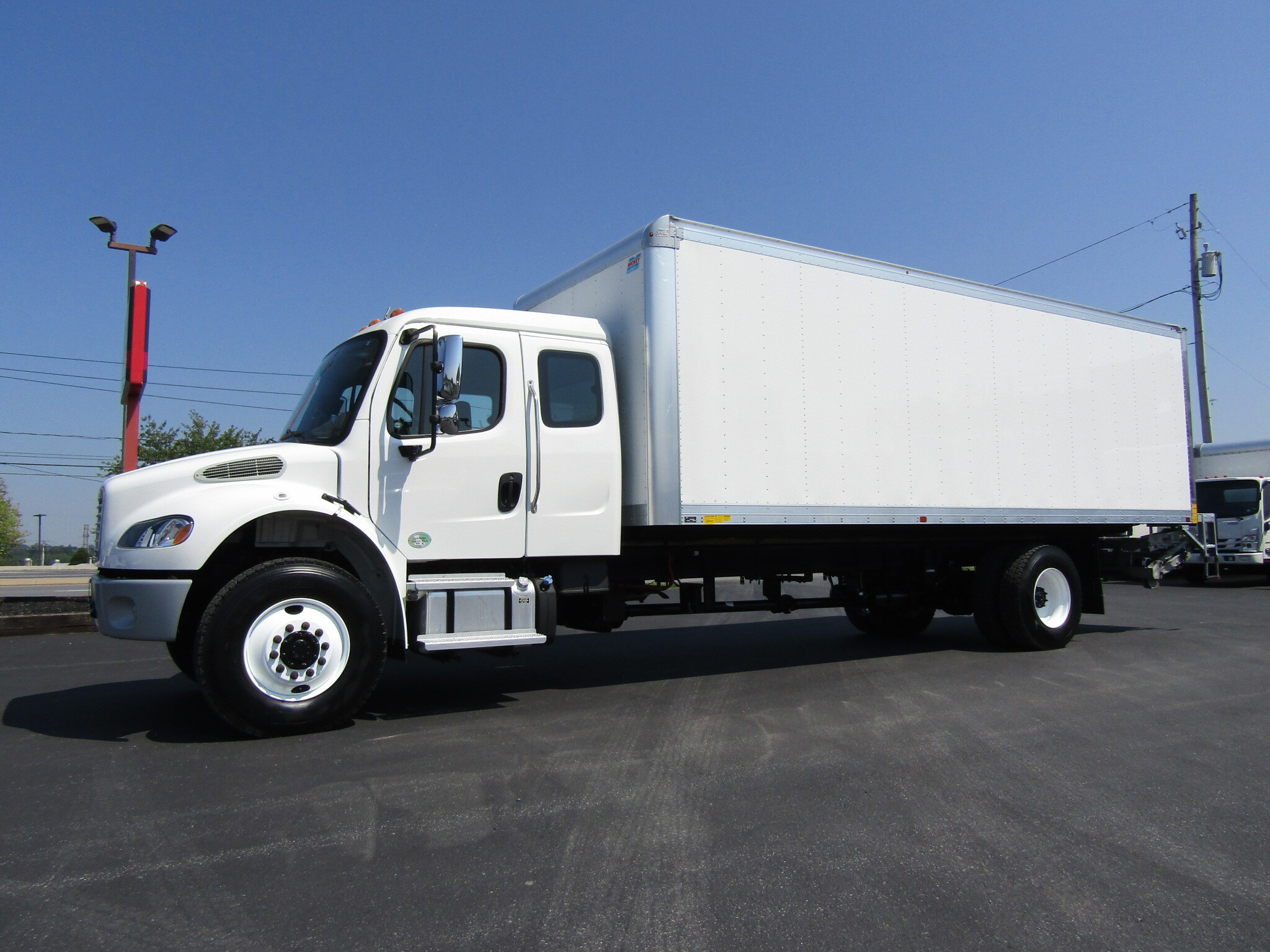 4x4 Box Truck - Straight Truck For Sale - Commercial Truck Trader
