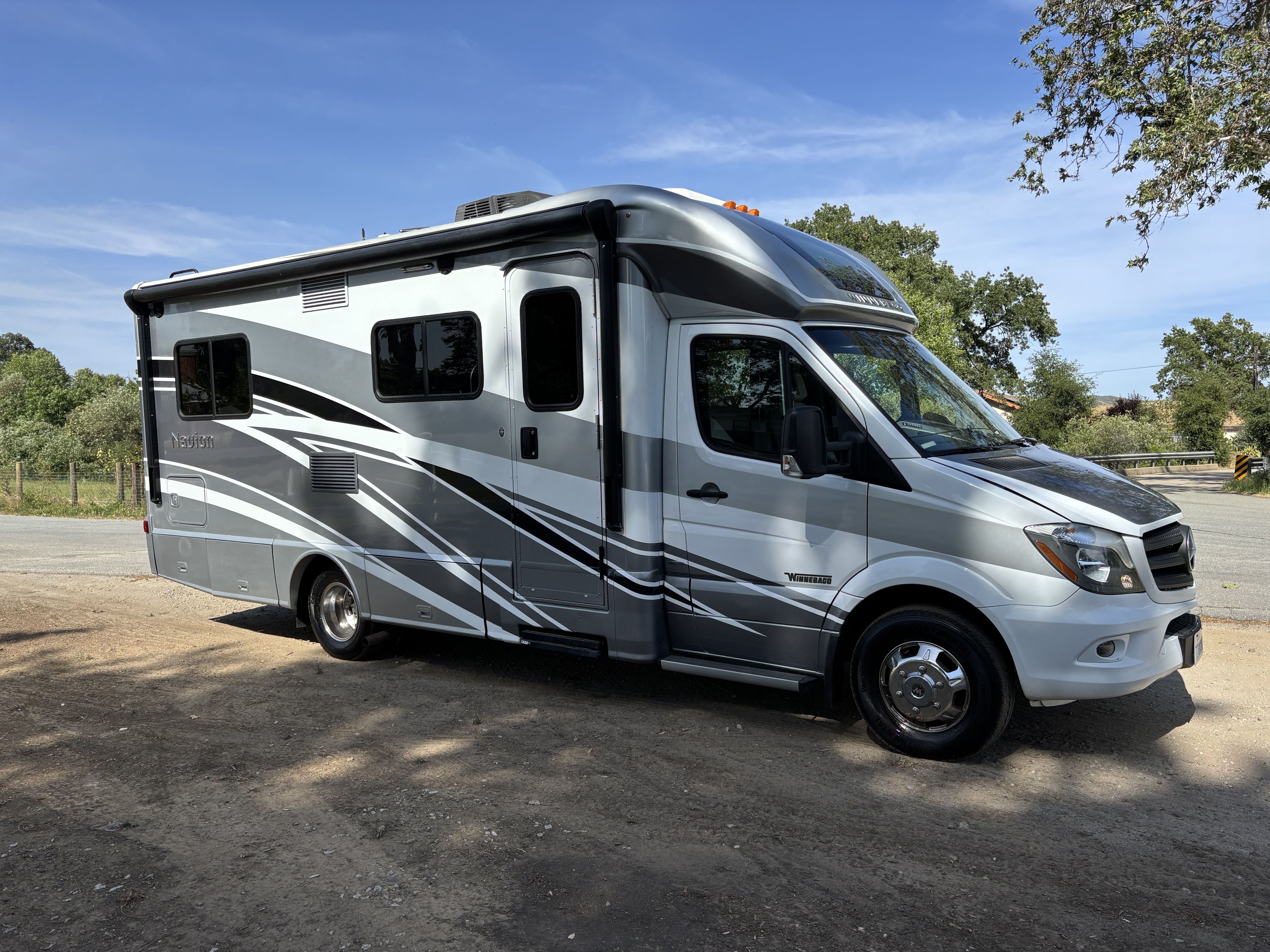 2017 Winnebago Navion 24V Class C RVs and Motorhomes For Sale near ...