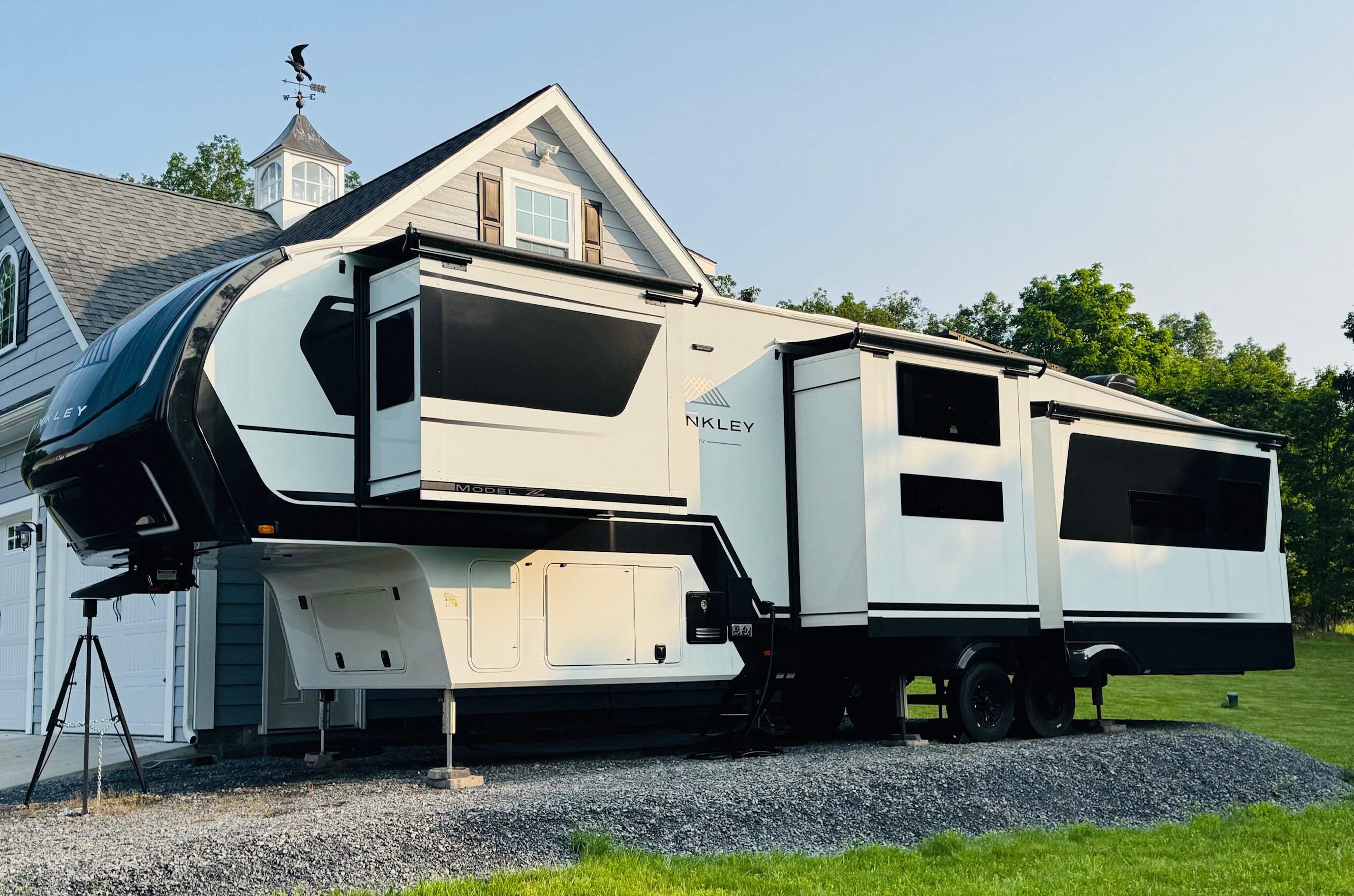 Fifth Wheel RVs - Fifth Wheel Bunkhouse RVs For Sale - RV Trader